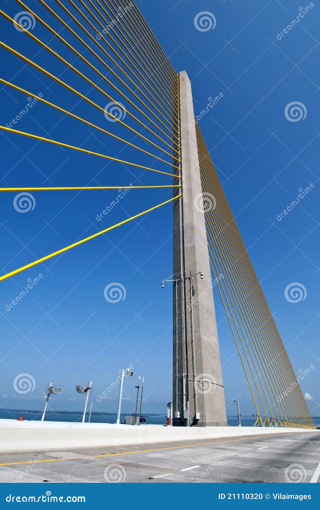 Bridge column stock photo. Image of column, lines, curve - 21110320