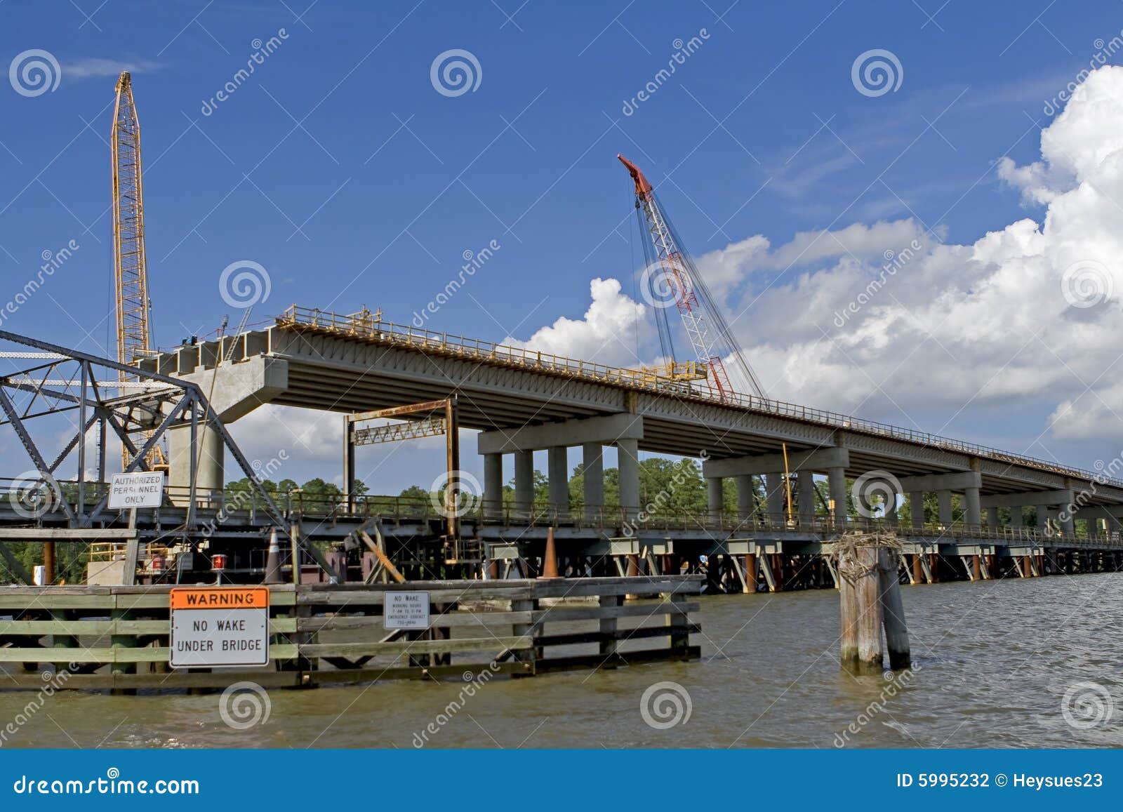Bridge construction stock photo. Image of infrastructure - 5995232
