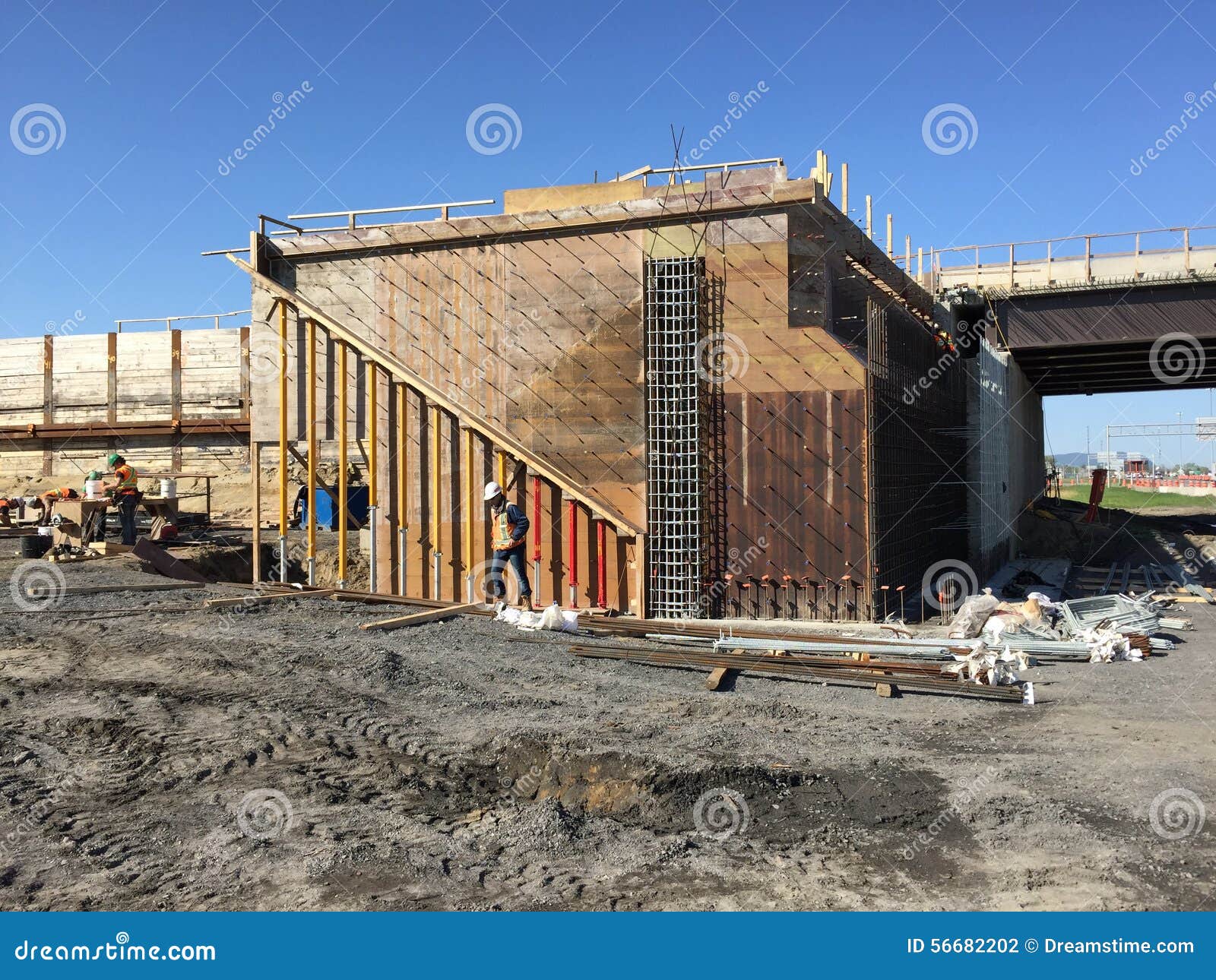 Bridge construction editorial photography. Image of concrete - 56682202