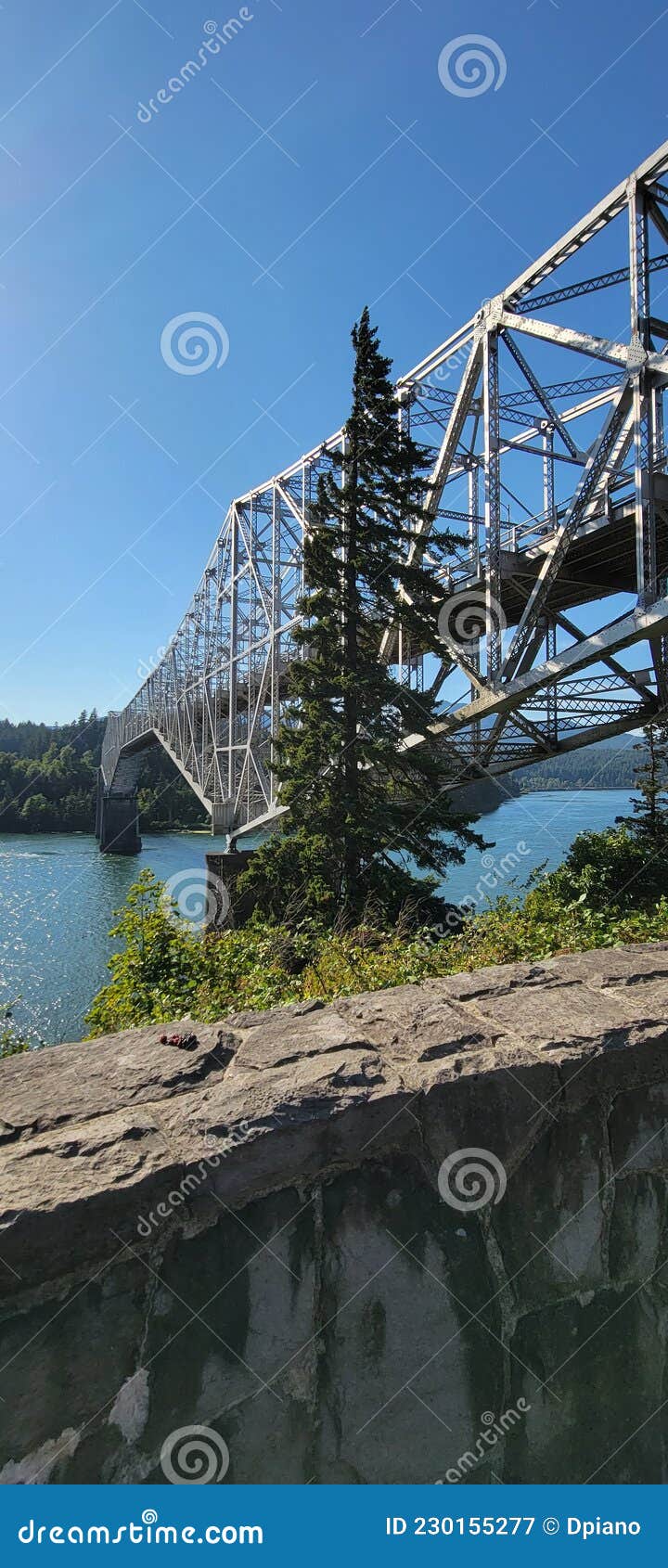 Bridge of the God& X27;s Cascade Locks Oregon Stock Image - Image of ...