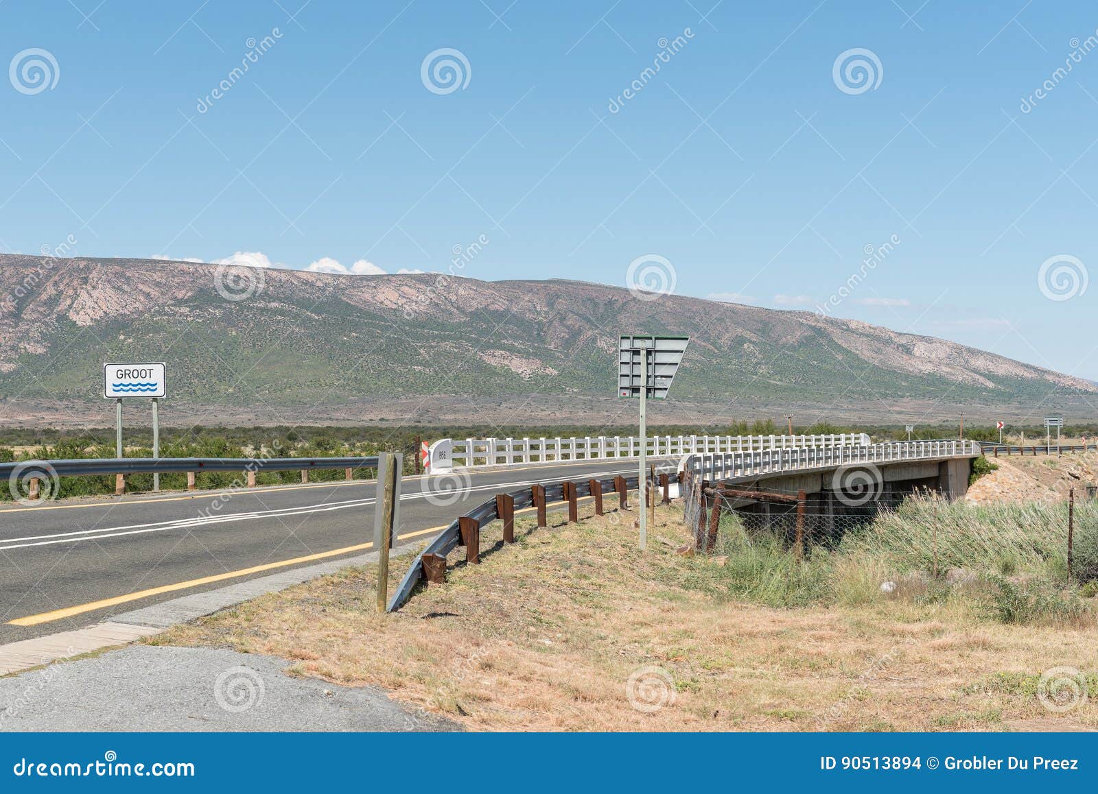 Bridge Over the Grootrivier at the Beervlei Dam Stock Photo - Image of ...
