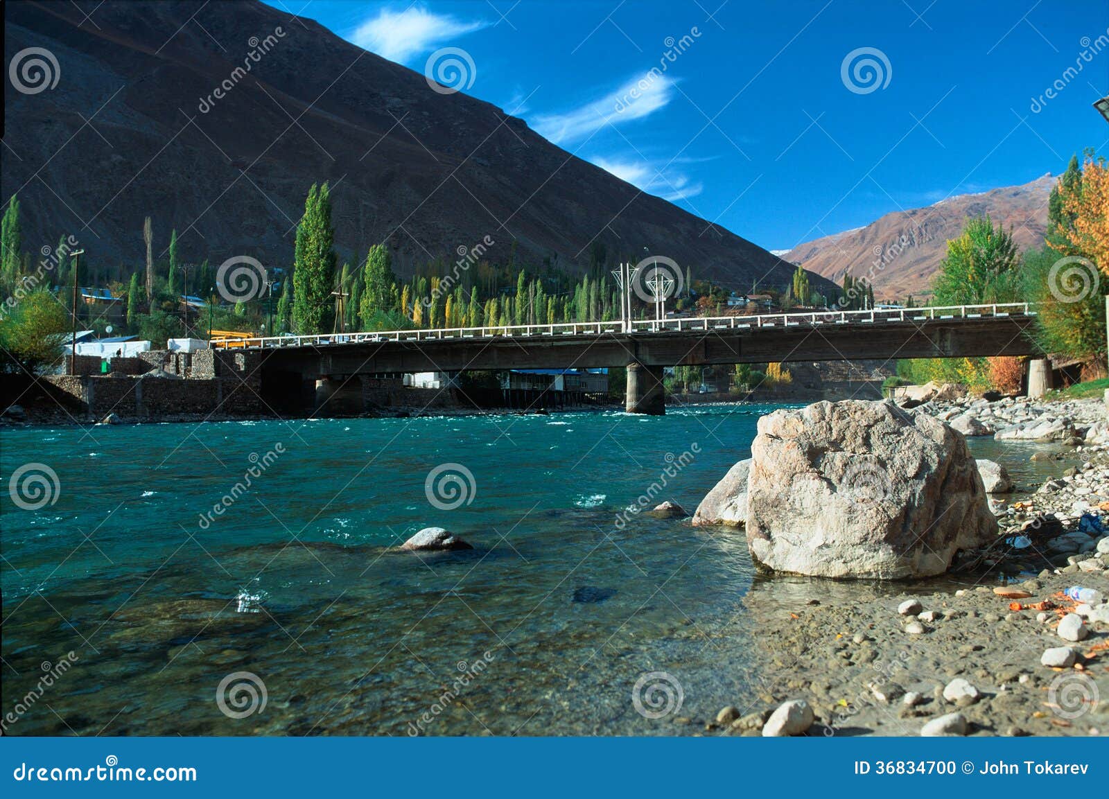 Bridge over Gunt River stock photo. Image of riverside - 36834700