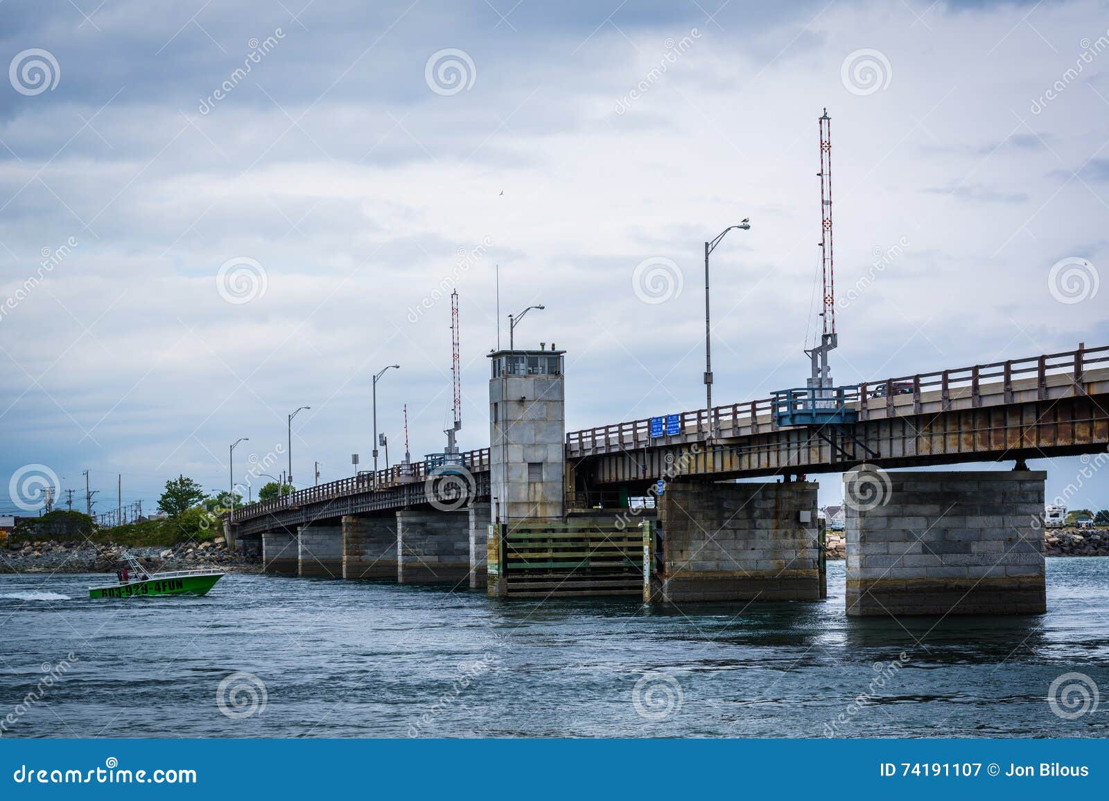Bridge Over Hampton Harbor Inlet in Hampton Beach, New Hampshire ...