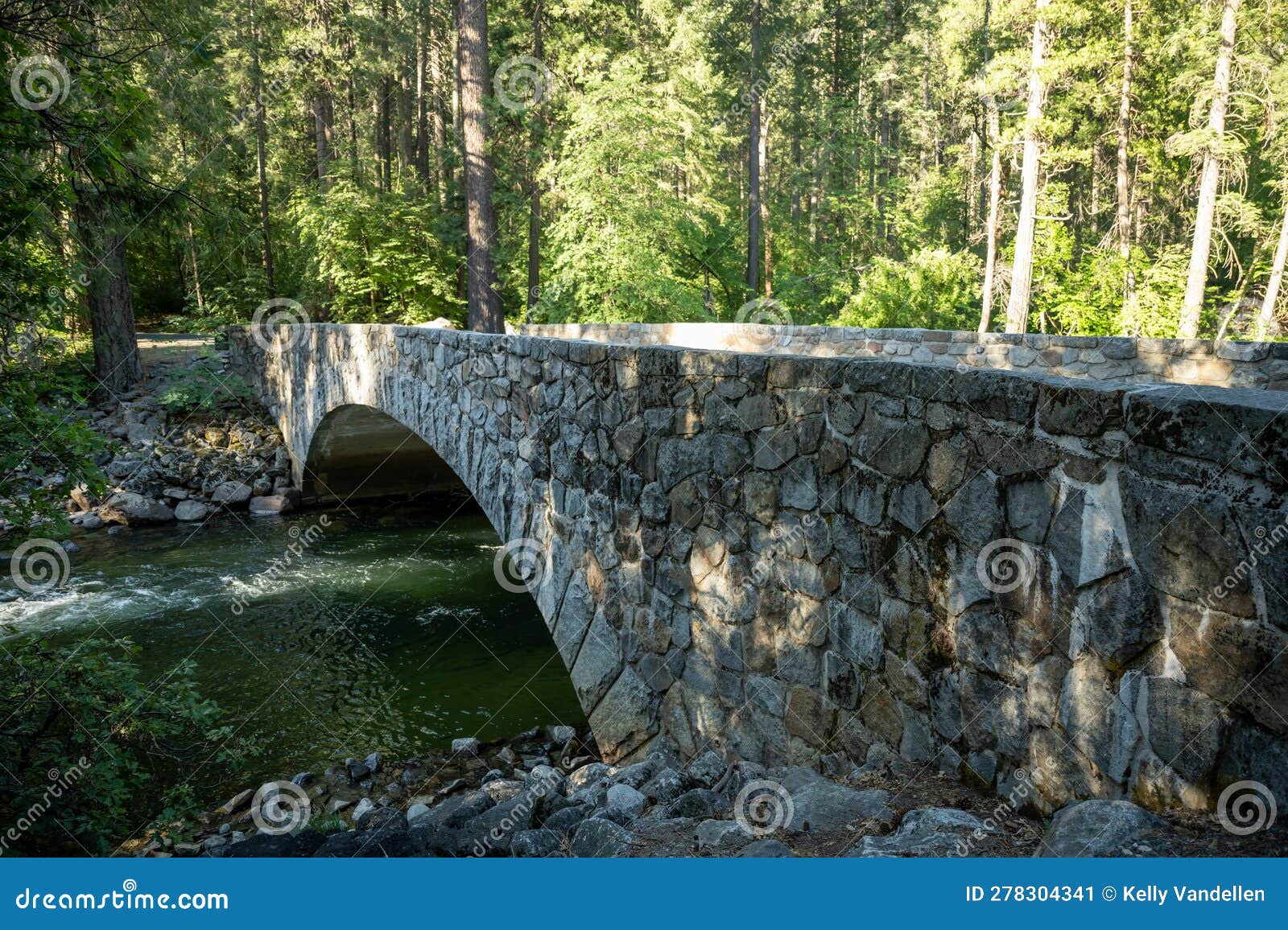Bridge Over Merced River in Yosemite Valley Stock Image - Image of trees, stone: 278304341