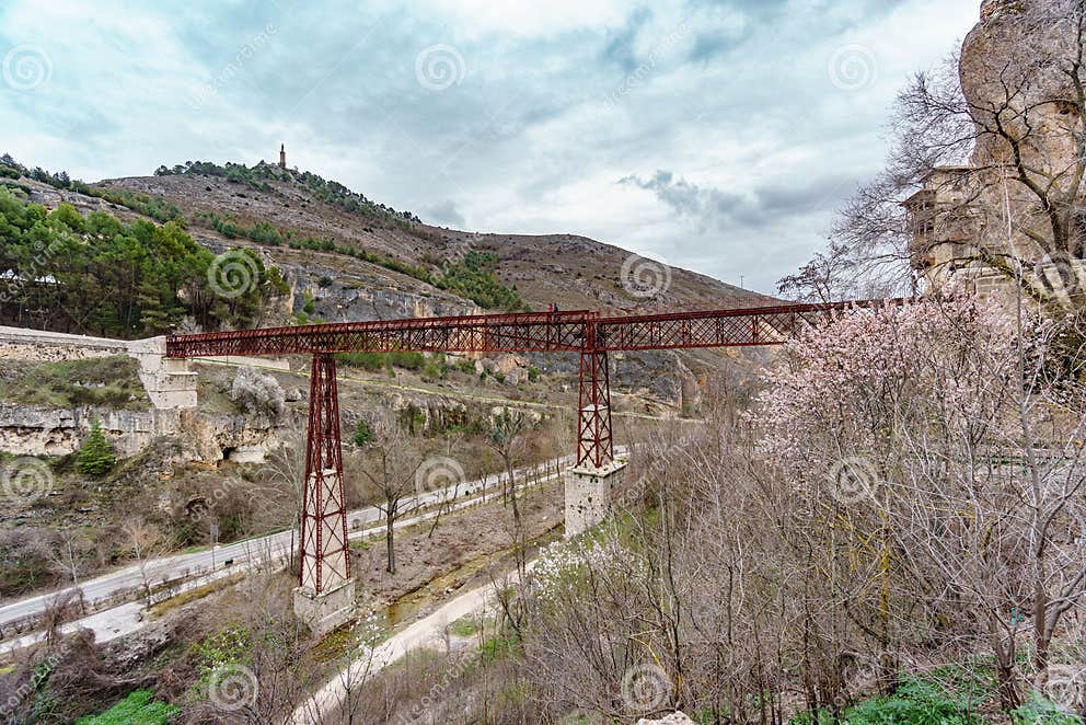 Bridge Over River in Cuenca Stock Image - Image of scenic, tour: 104043303