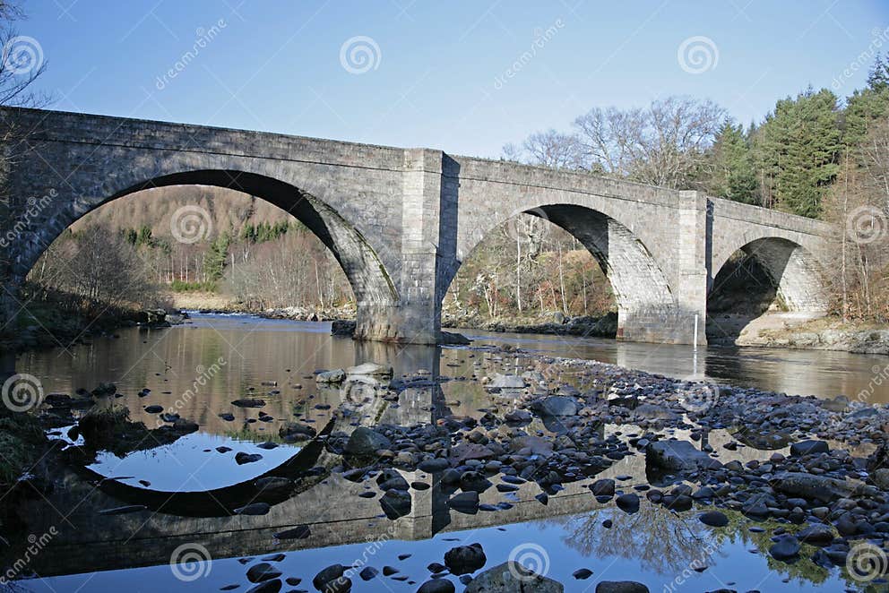Bridge over the River Dee stock image. Image of calm, ballater - 4329617