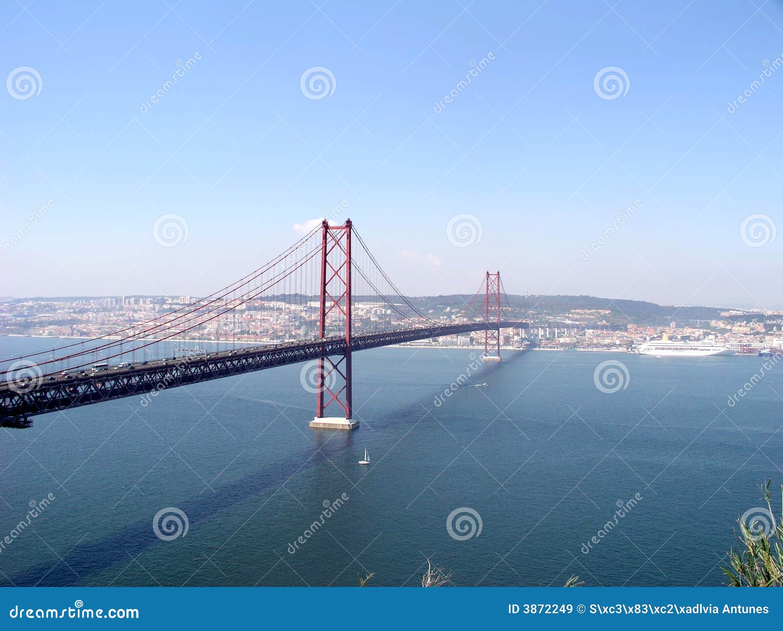 Bridge over river tagus stock image. Image of culture - 3872249