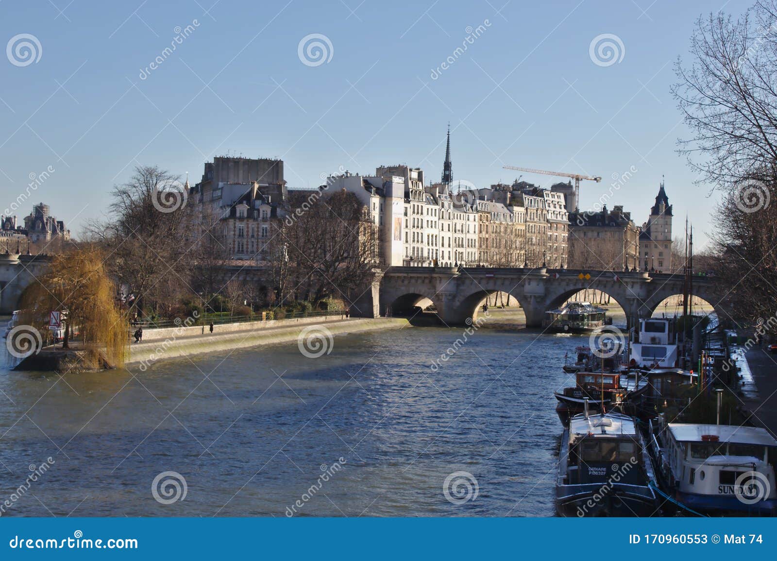 Bridge Over the Seine in Paris Editorial Stock Photo - Image of ...