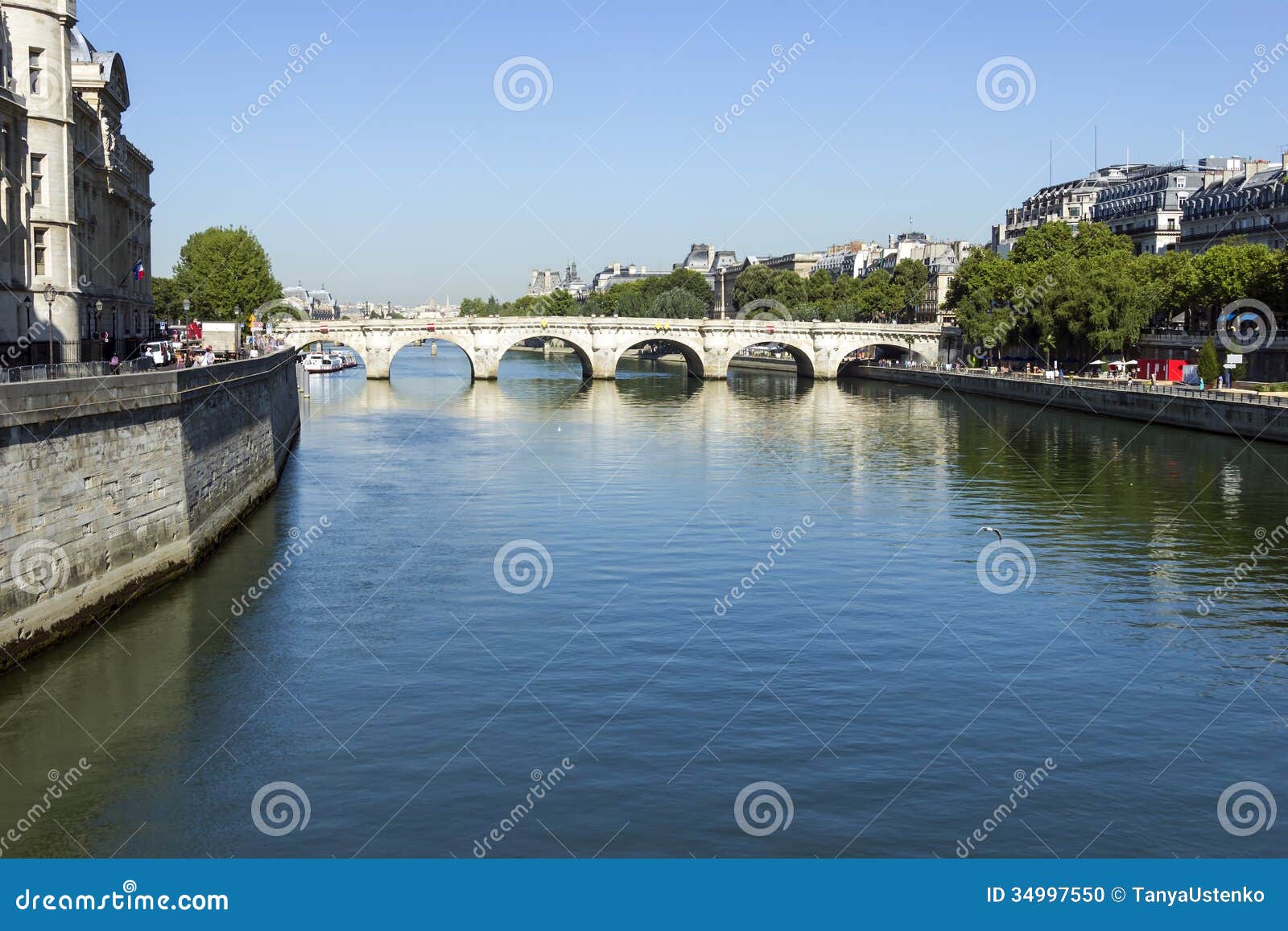 Bridge over Seine, Paris stock photo. Image of landmark - 34997550