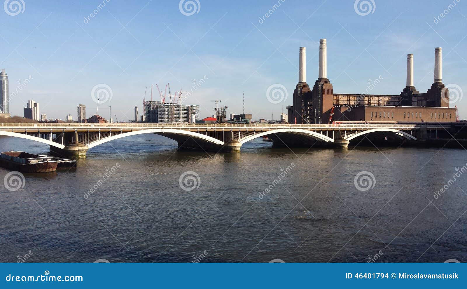 Bridge over Thames stock photo. Image of bridge, factory - 46401794
