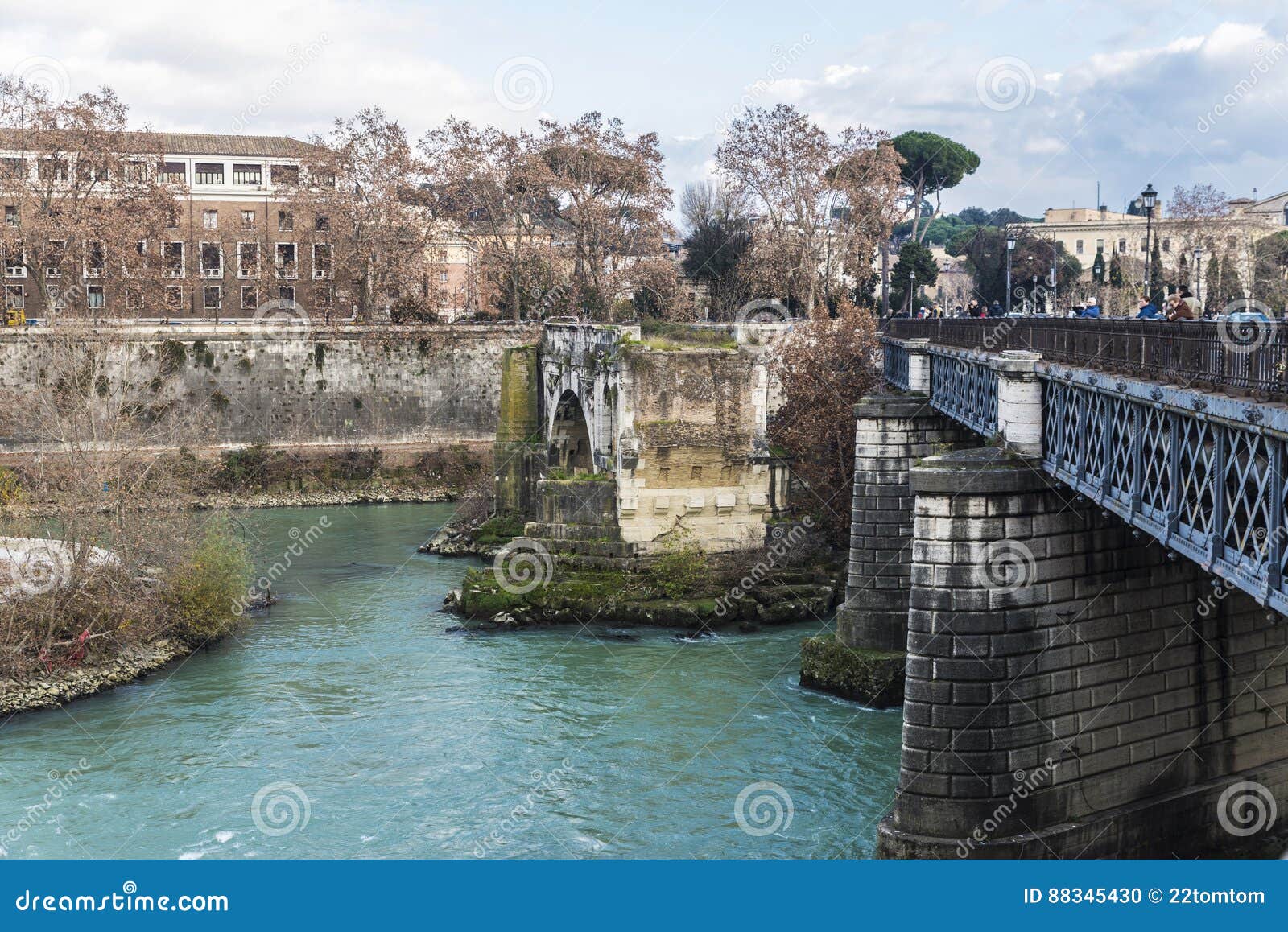 Bridge Over the Tiber River in Rome, Italy Editorial Image - Image of ...