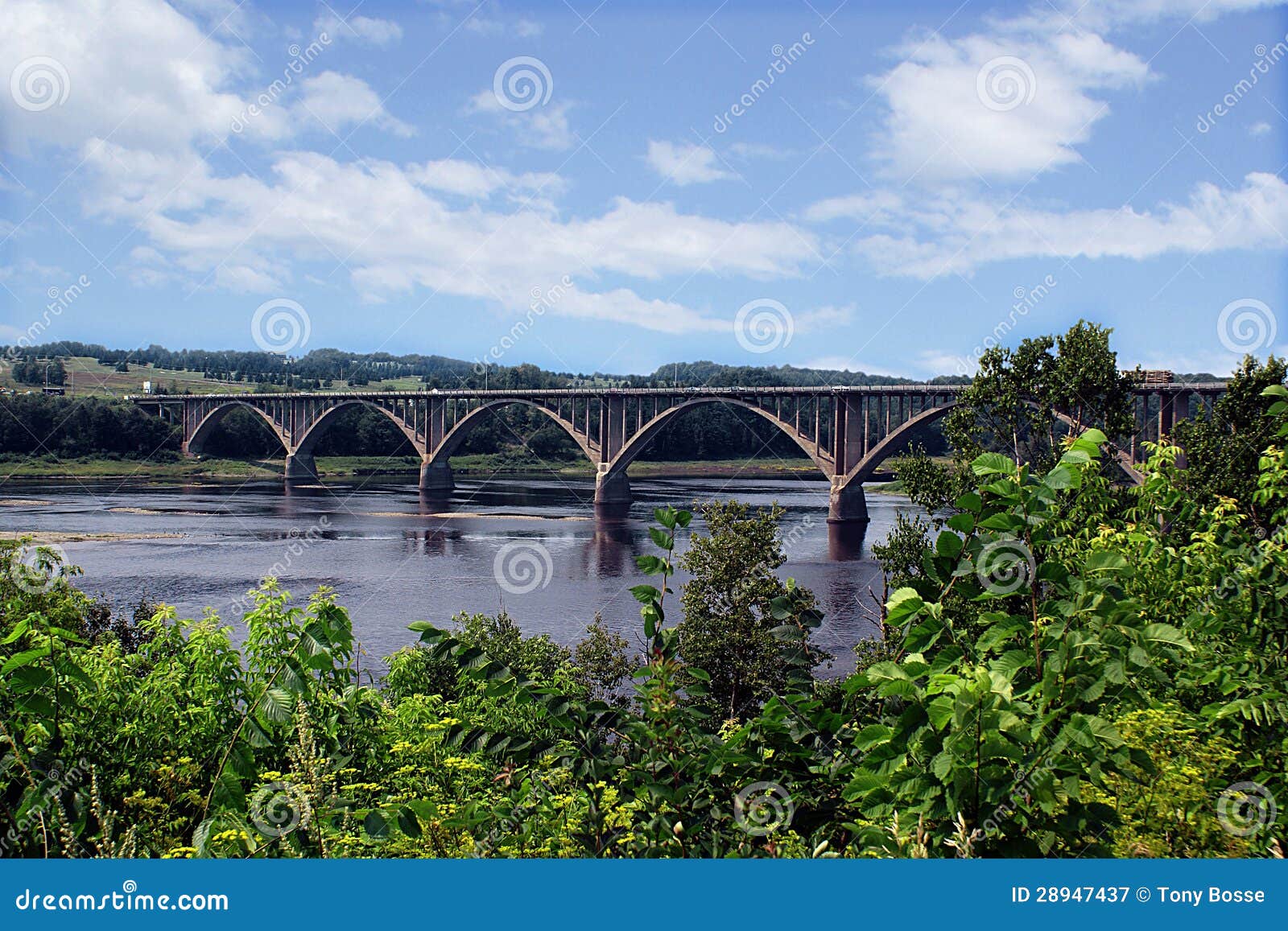 Hugh John Fleming Bridge stock image. Image of transportation - 28947437