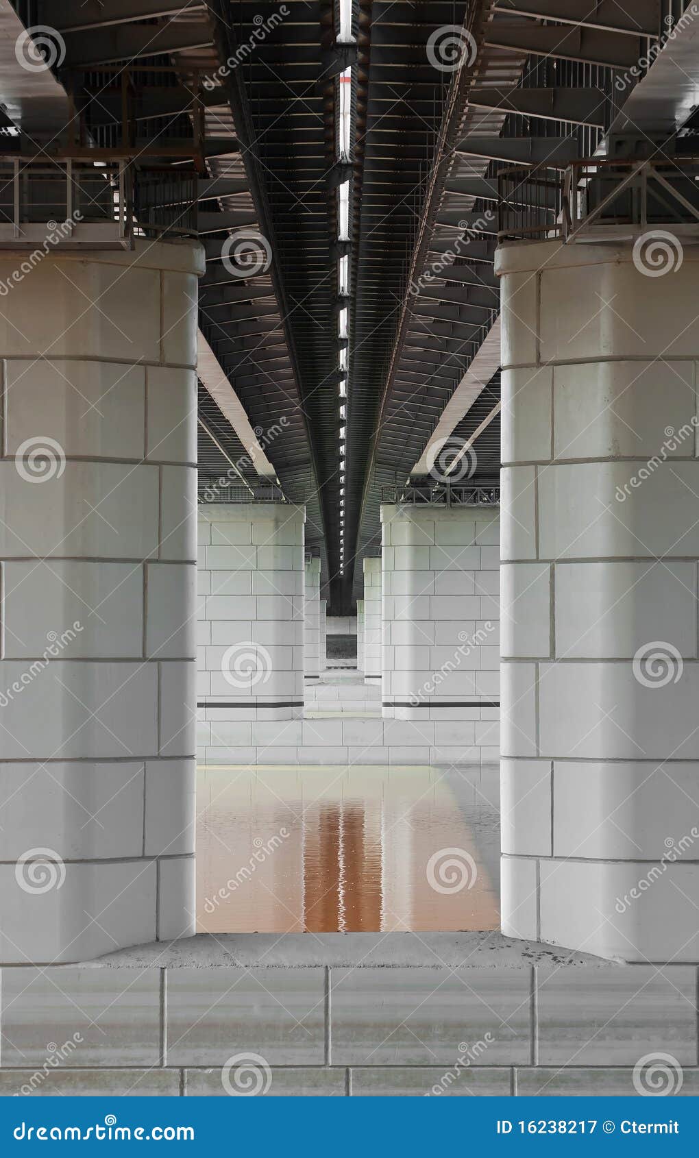Bridge pillars stock image. Image of bridge, brickwork - 16238217