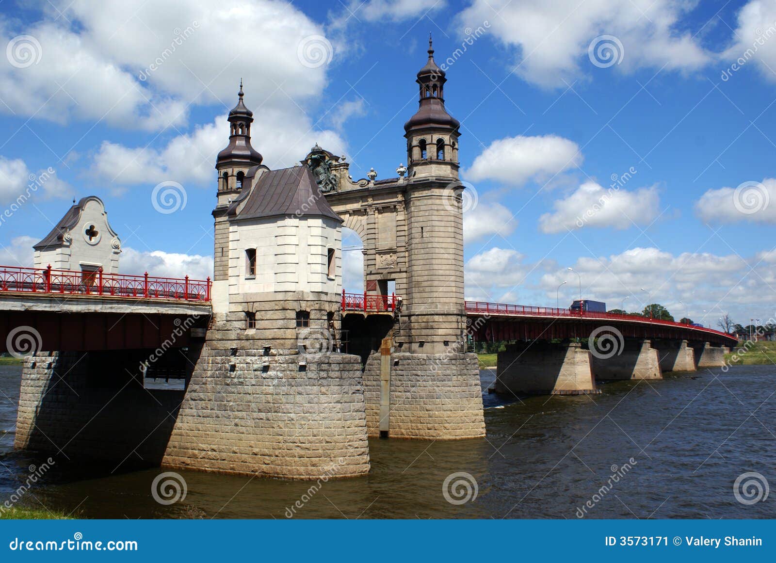 Bridge on the river stock image. Image of city, europe - 3573171