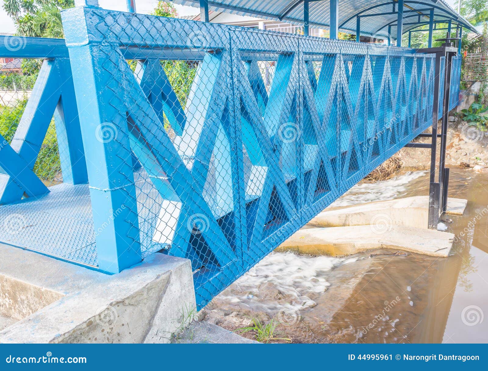 Bridge through small river stock image. Image of outdoor - 44995961