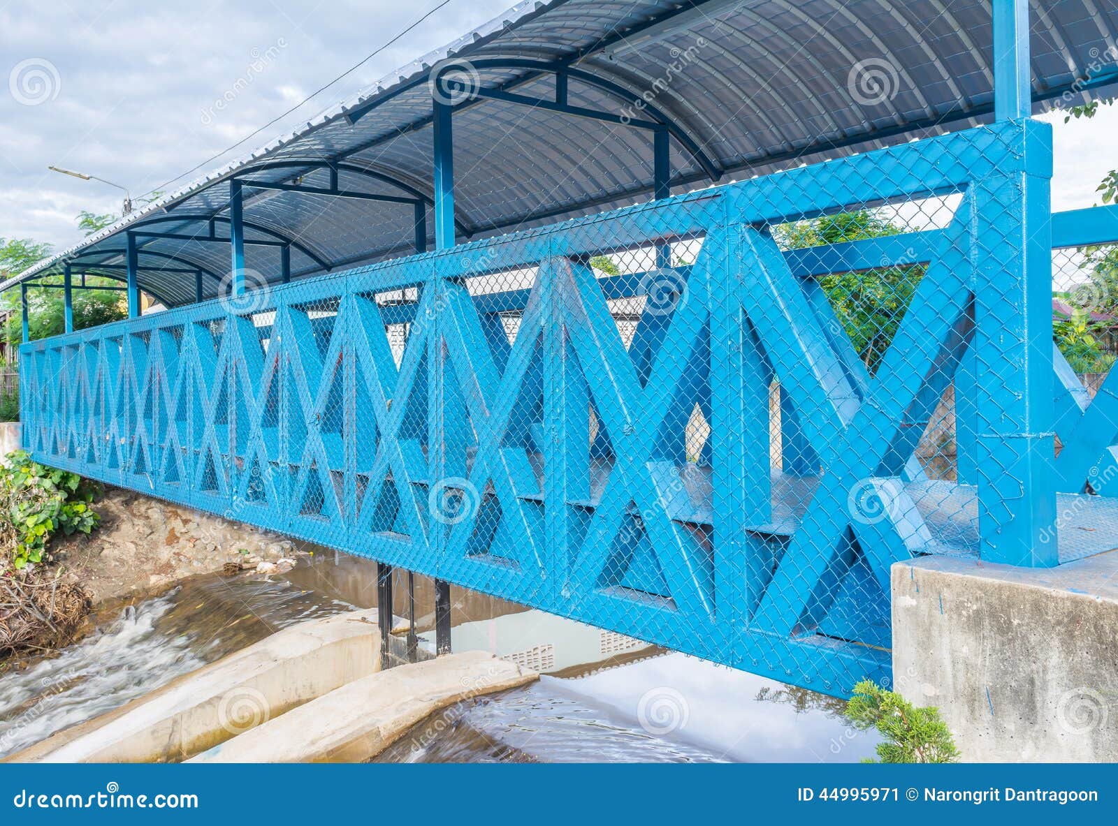 Bridge through small river stock image. Image of concrete - 44995971