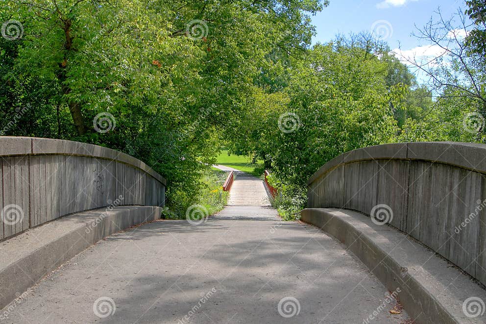 Bridge in Sunny Brook Park stock photo. Image of landscape - 26172802