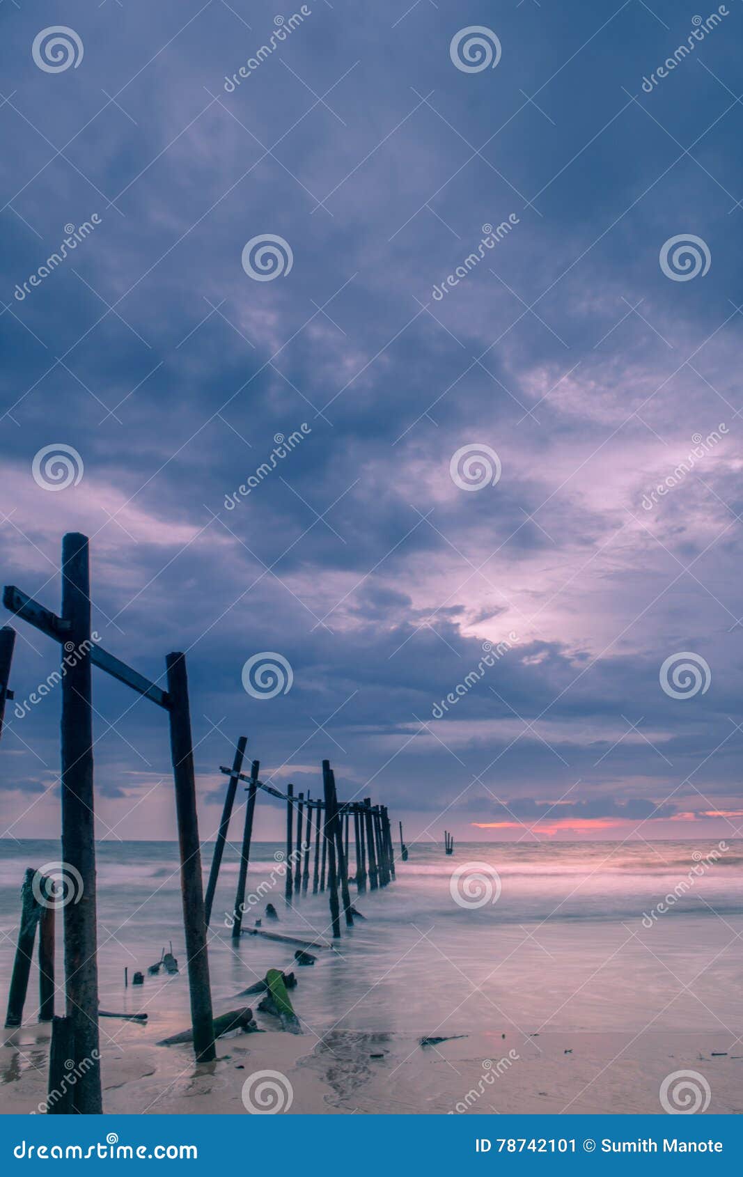 Bridge and Sunset at the Beach Stock Image - Image of holiday, travel ...