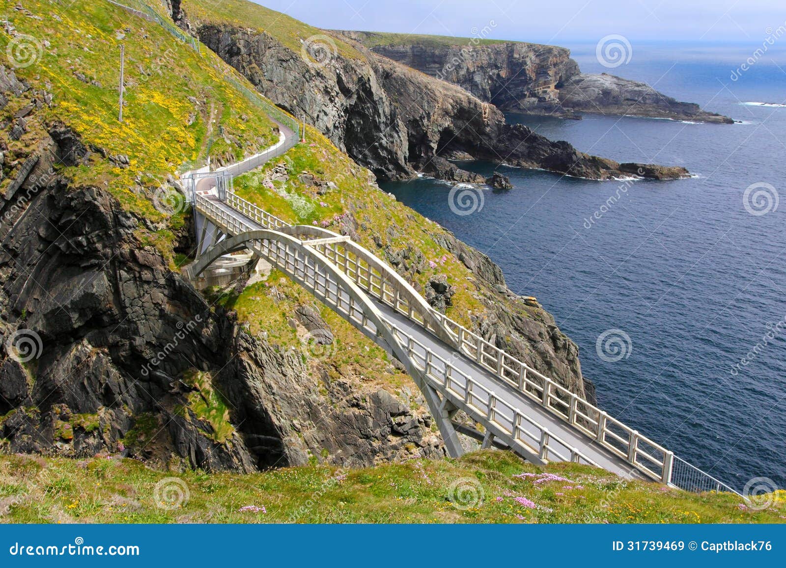 Bridge to Mizen Head stock image. Image of ireland, orientation - 31739469