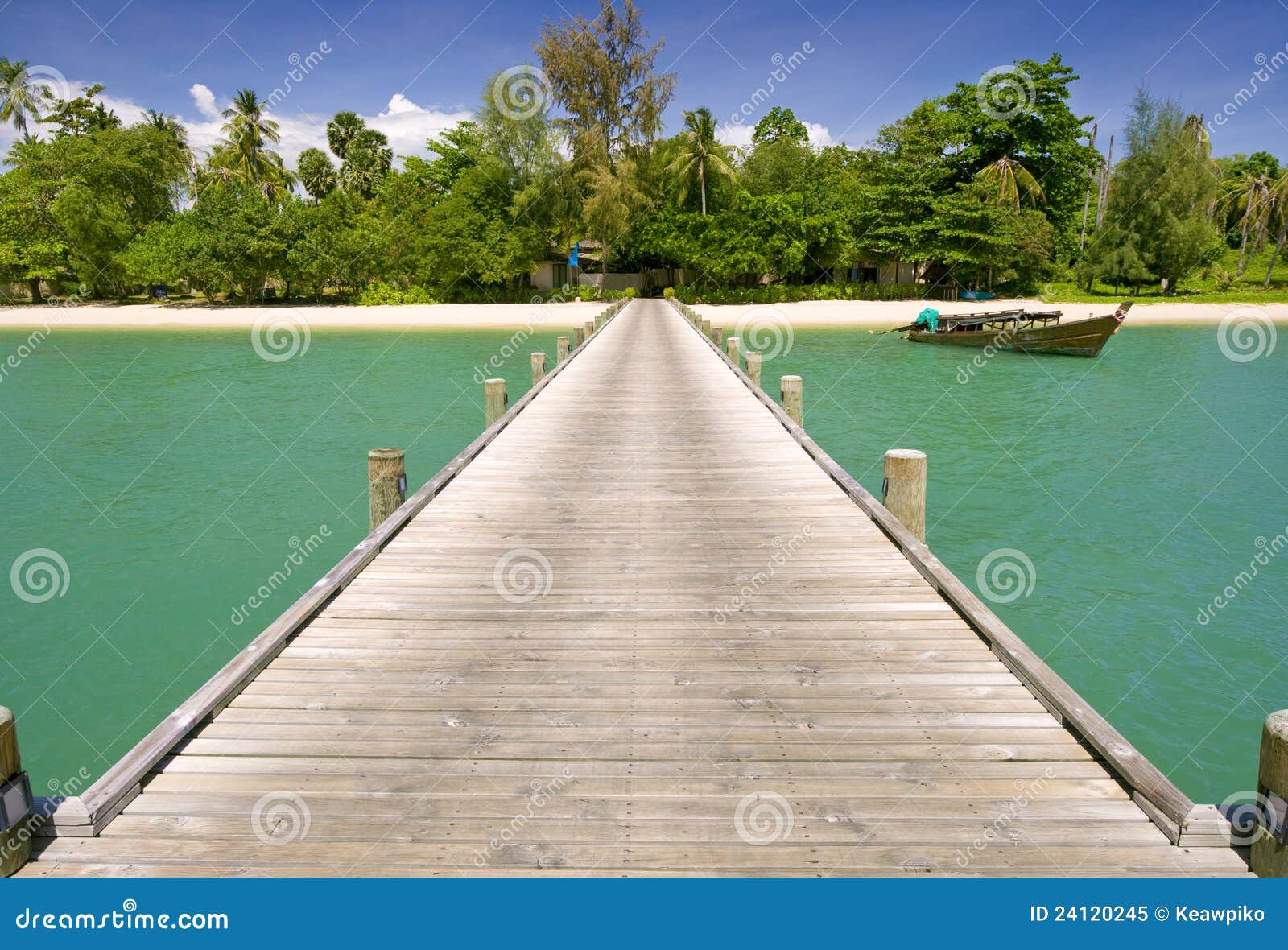 A Bridge To the Paradise Island Stock Image - Image of island, sand ...