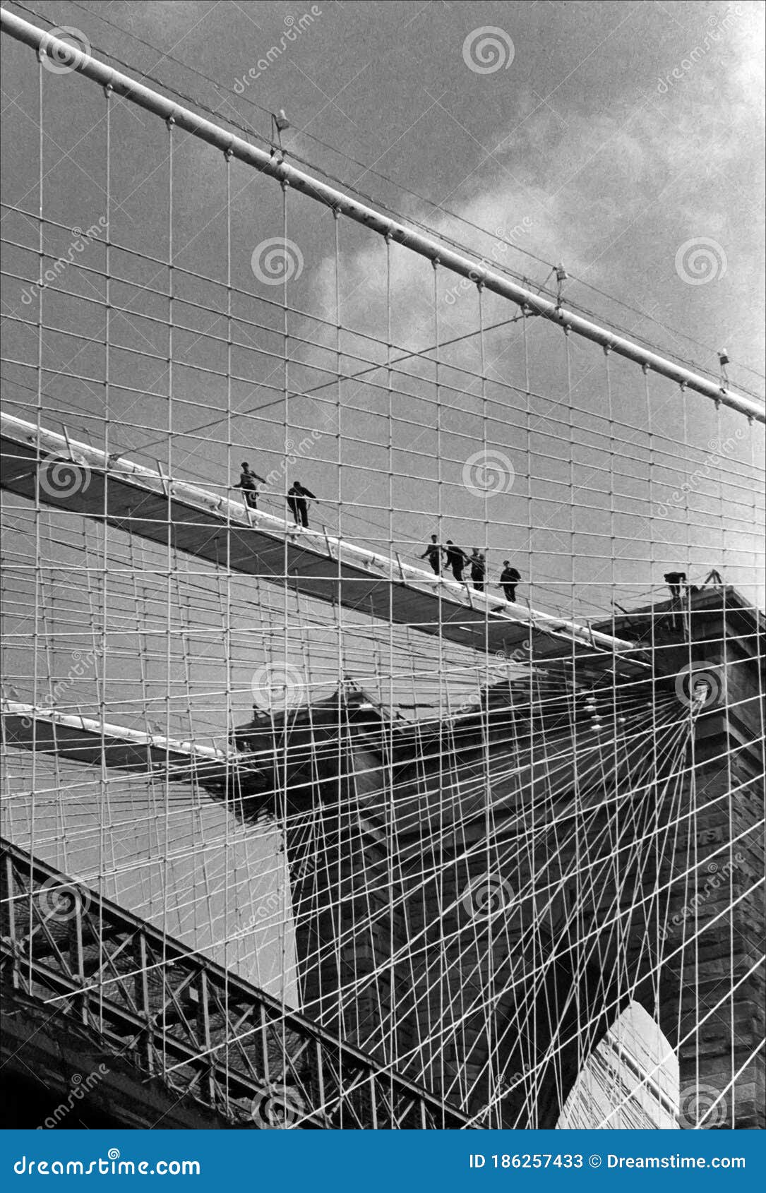Bridge Workers Brooklyn Bridge NYC Stock Image - Image of daniel, white ...