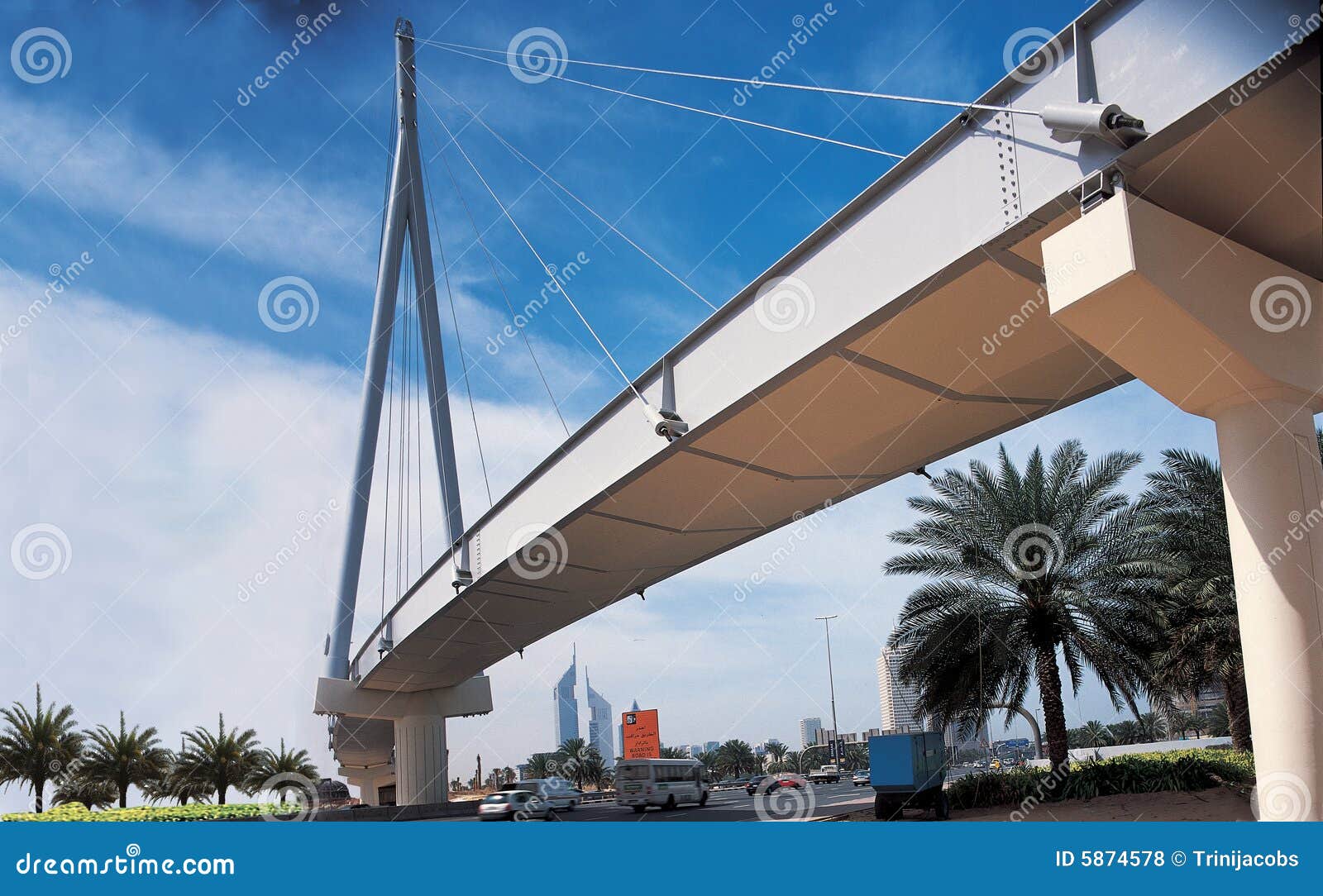 Bridge at Zabeel Park, Dubai Stock Photo - Image of park, architecture ...