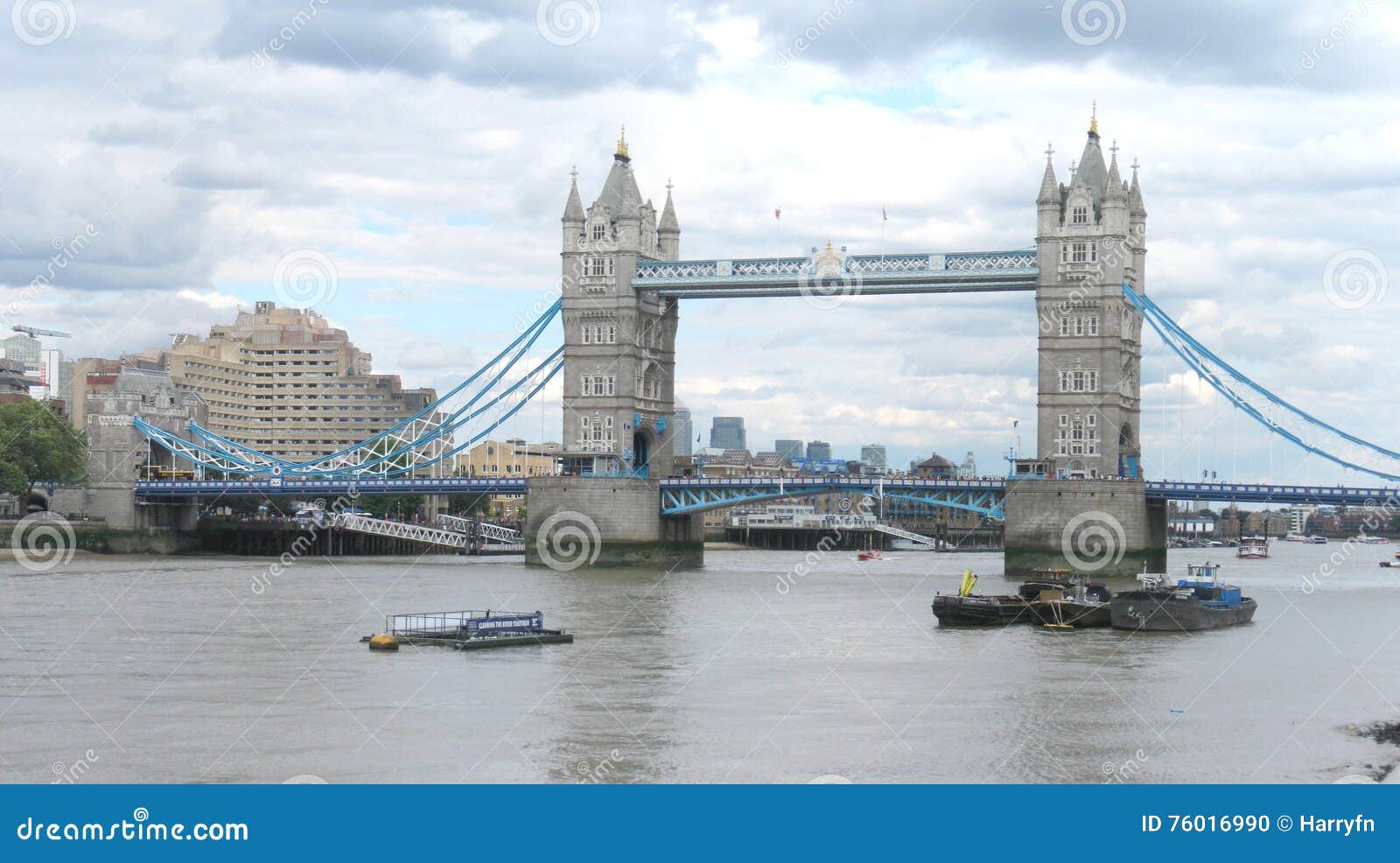 Bridge1塔 编辑类图片. 图片 包括有 伦敦, 天气, 地标, 灰色, 英国, 泰晤士, 历史, 城市 - 76016990