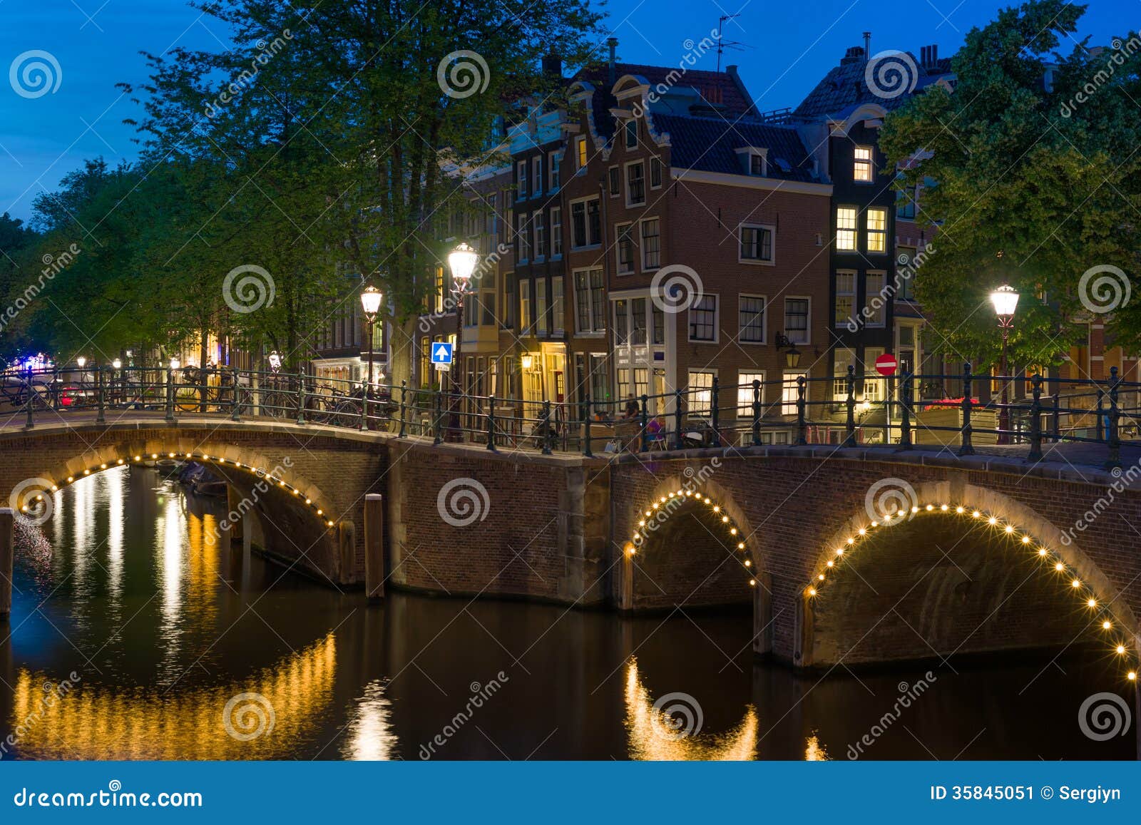Bridges in Amsterdam at Night Stock Image - Image of landmark, dutch ...