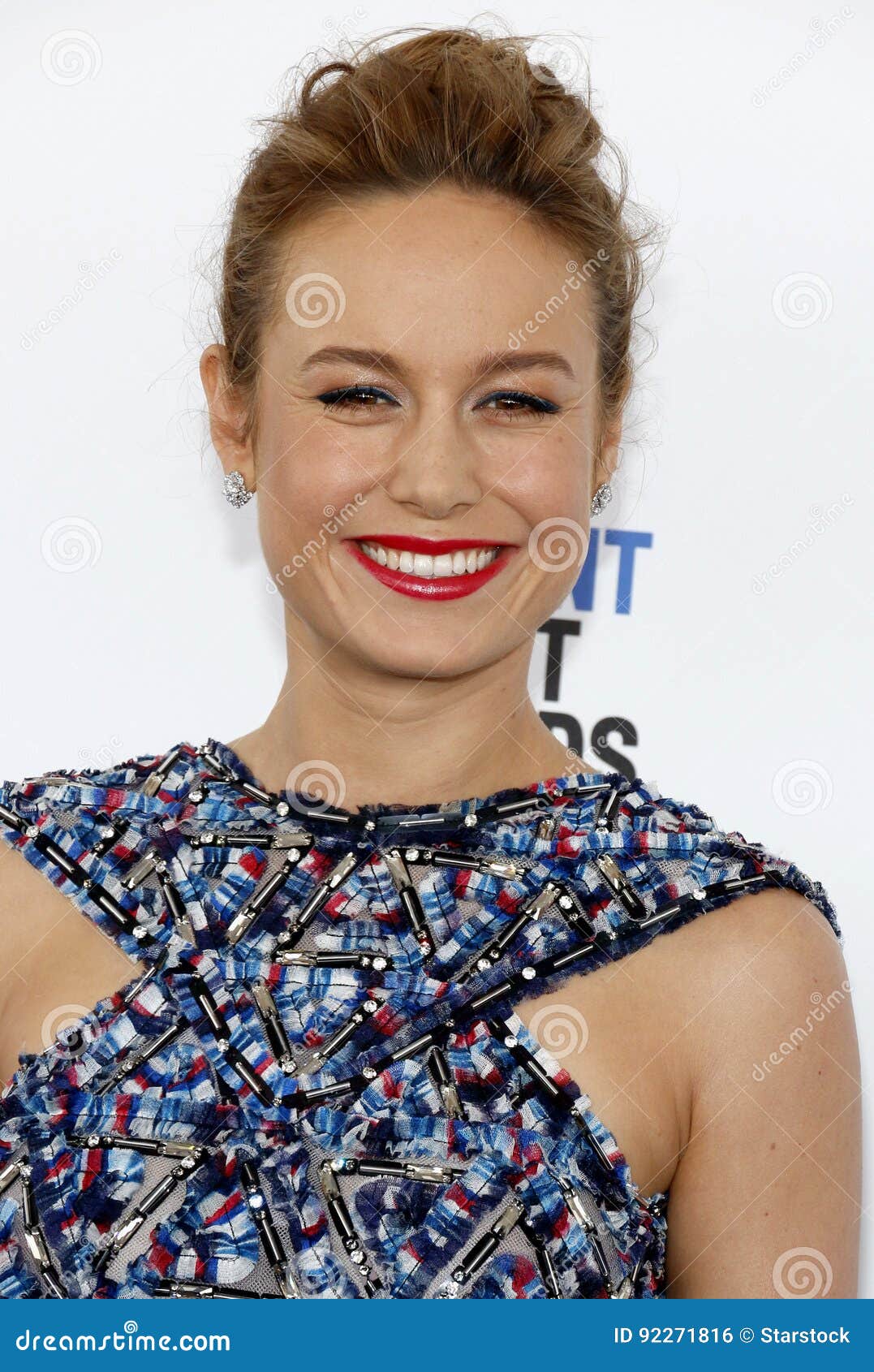 Brie Larson photo éditorial. Image du image, elba, robe - 92271816