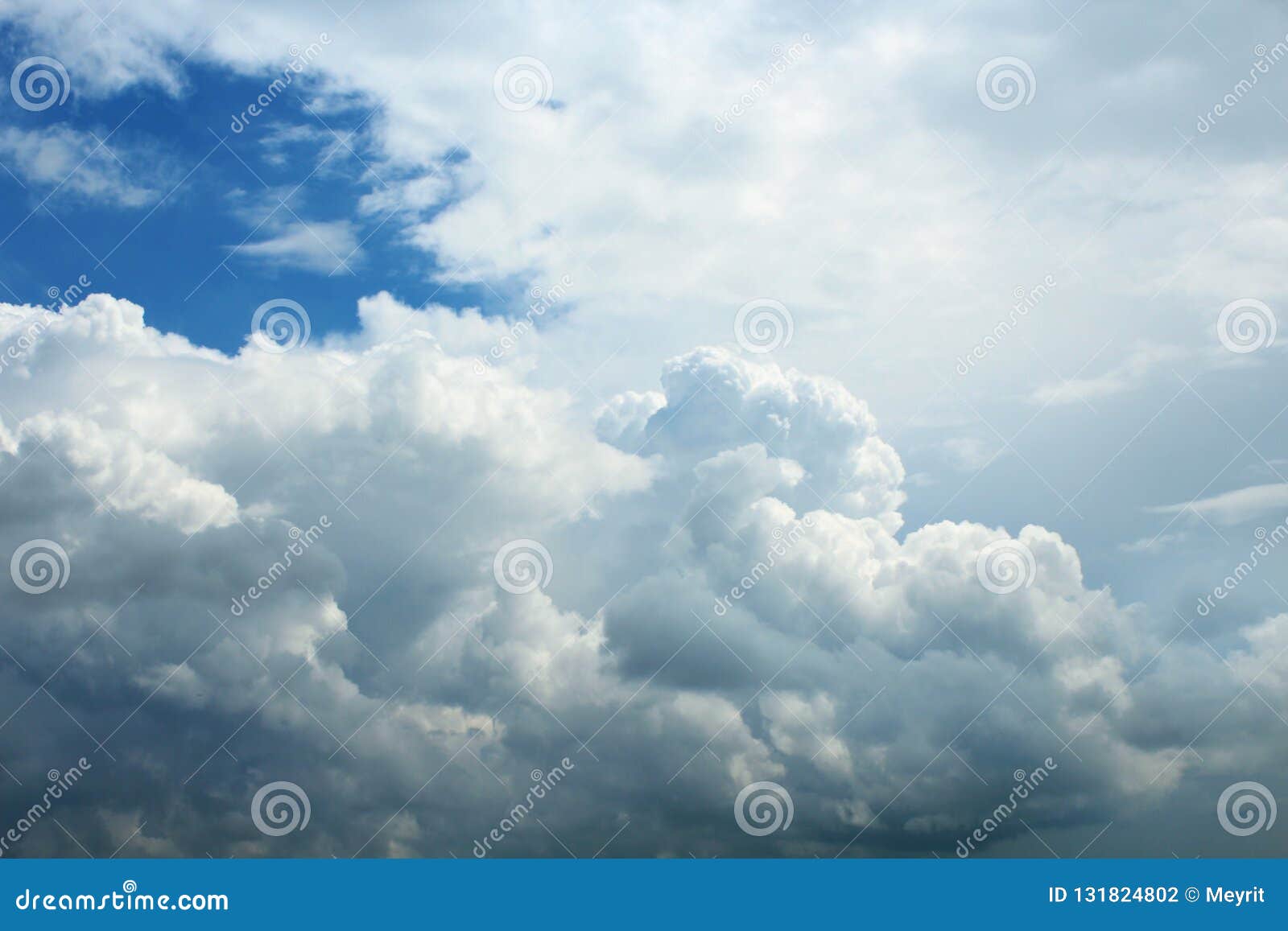 Simple Pfoto Blue Sky Background. Stock Photo - Image of meteorology ...