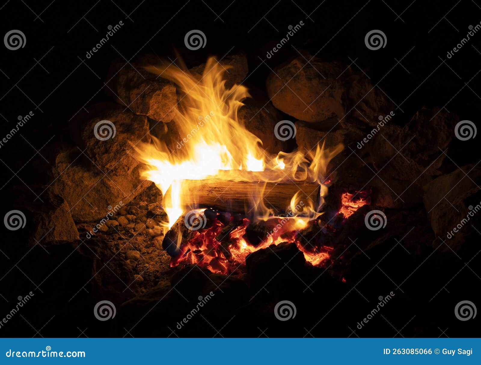 Bright Campfire in the Night Stock Photo - Image of evening, hiking ...