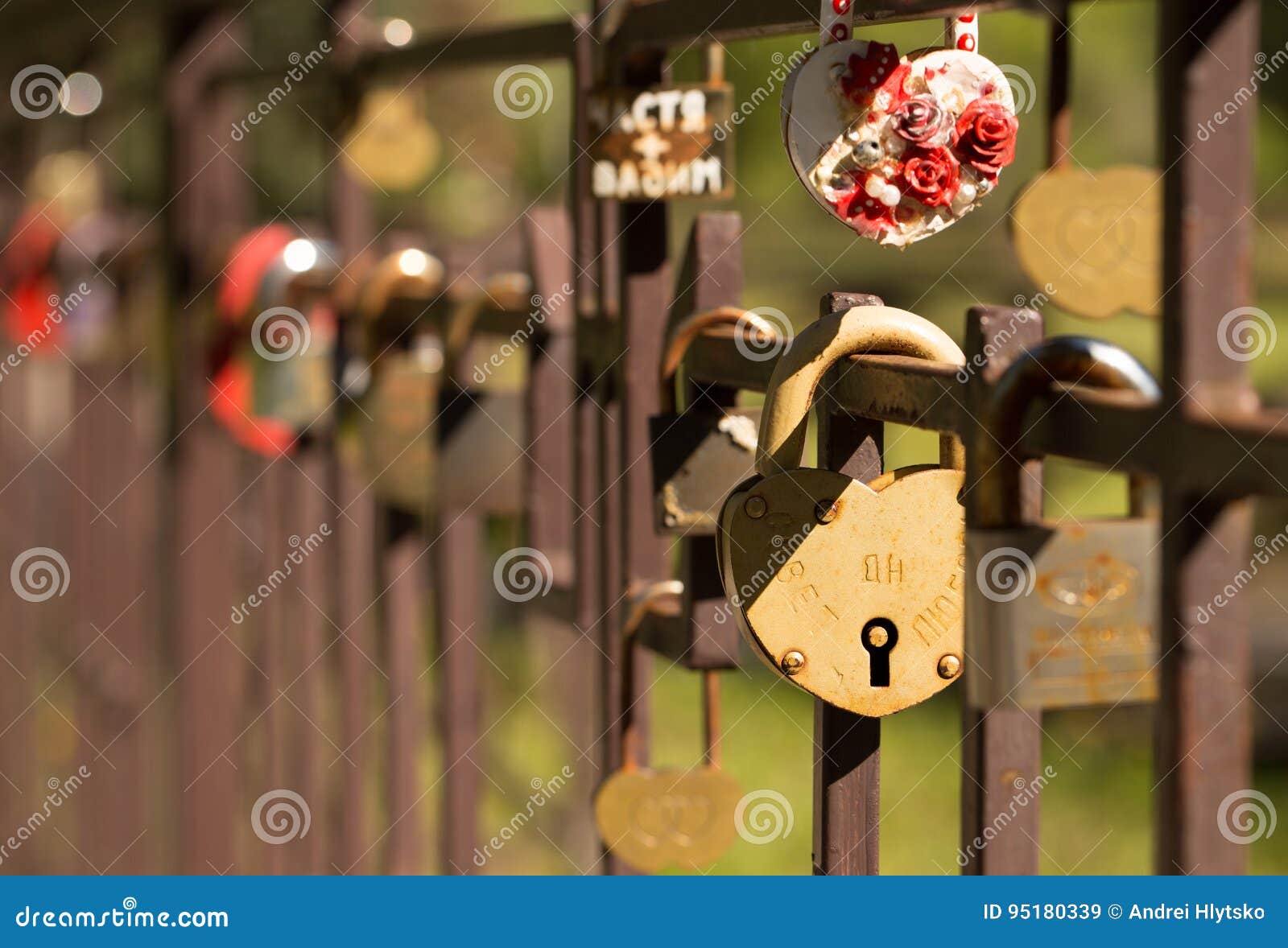 Bright decorative lock editorial stock image. Image of golden - 95180339