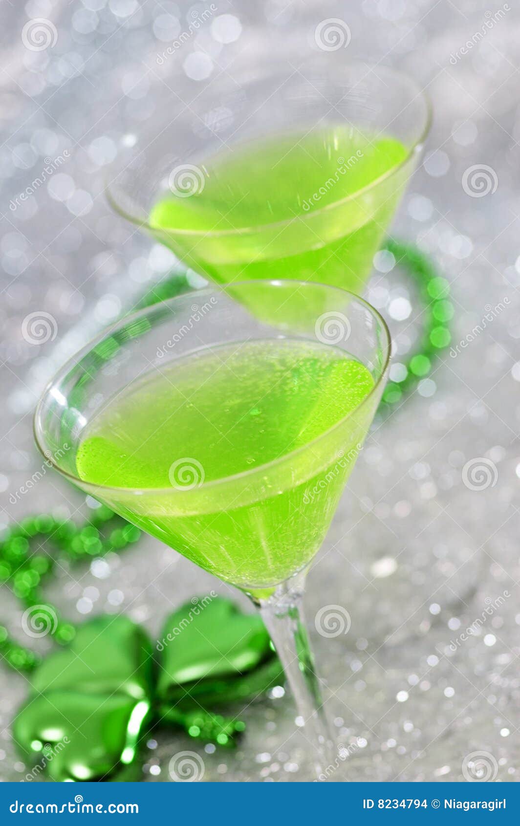 Bright Green Cocktails stock photo. Image of sparkle, alcohol - 8234794