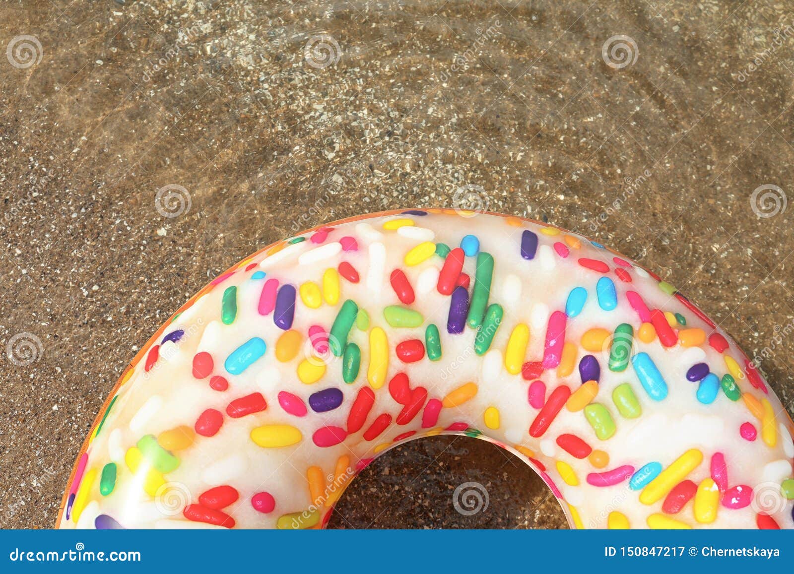 Water Doughnut Stock Photos - Download 519 Royalty Free Photos