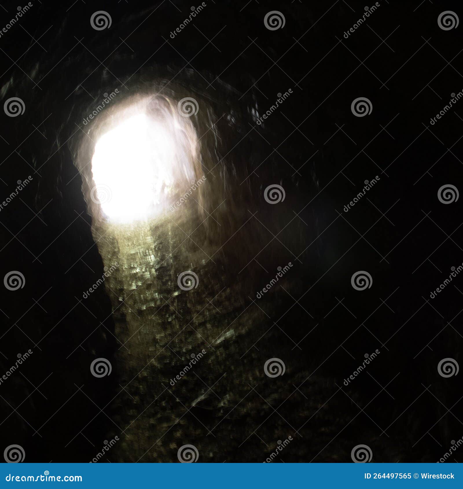 Bright Light Entering a Cave Stock Image - Image of sunlight, hike ...