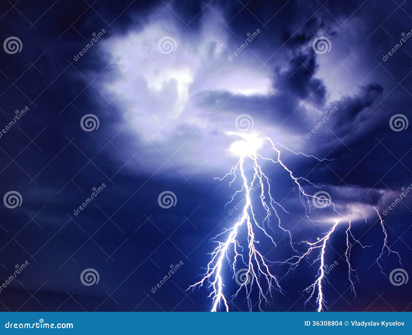 Bright Lightning from the Clouds Stock Photo - Image of alert, cloud ...