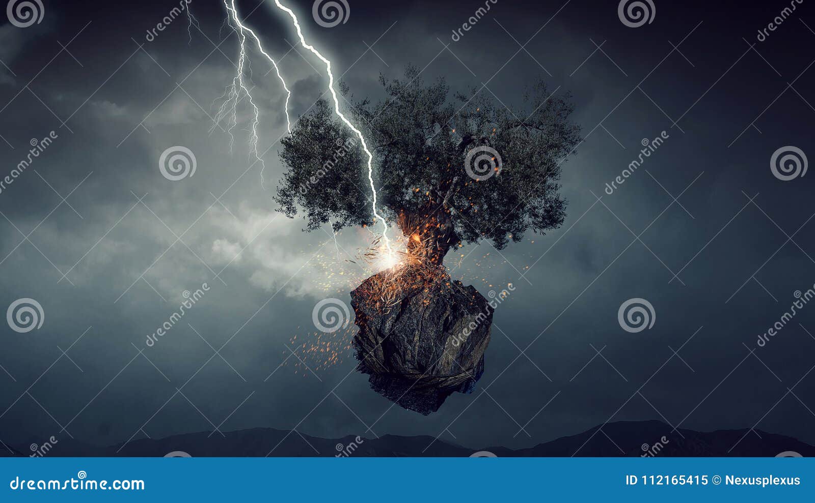 Bright Lightning Hit the Tree Stock Image - Image of electricity, night ...