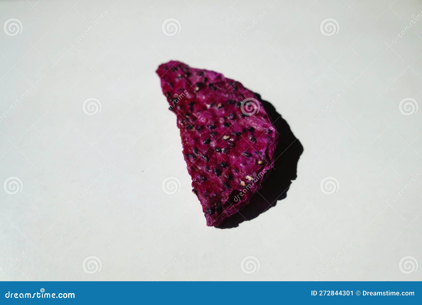 Bright Purple Dried Dragon Fruit Chip Stock Image - Image of gastronomy, tasty: 272844301