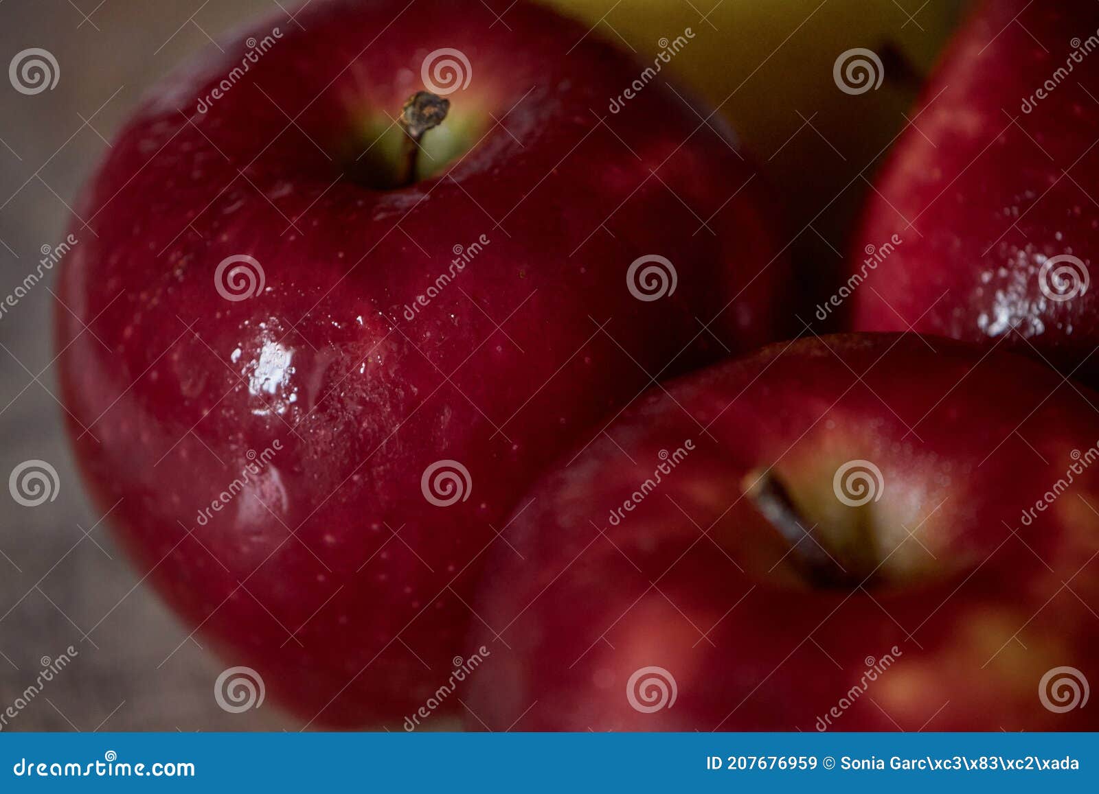 A Close-up of Bright Red Apples Stock Image - Image of diet, green ...