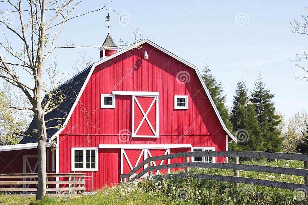 A Bright Red Barn stock image. Image of country, doors - 24761877
