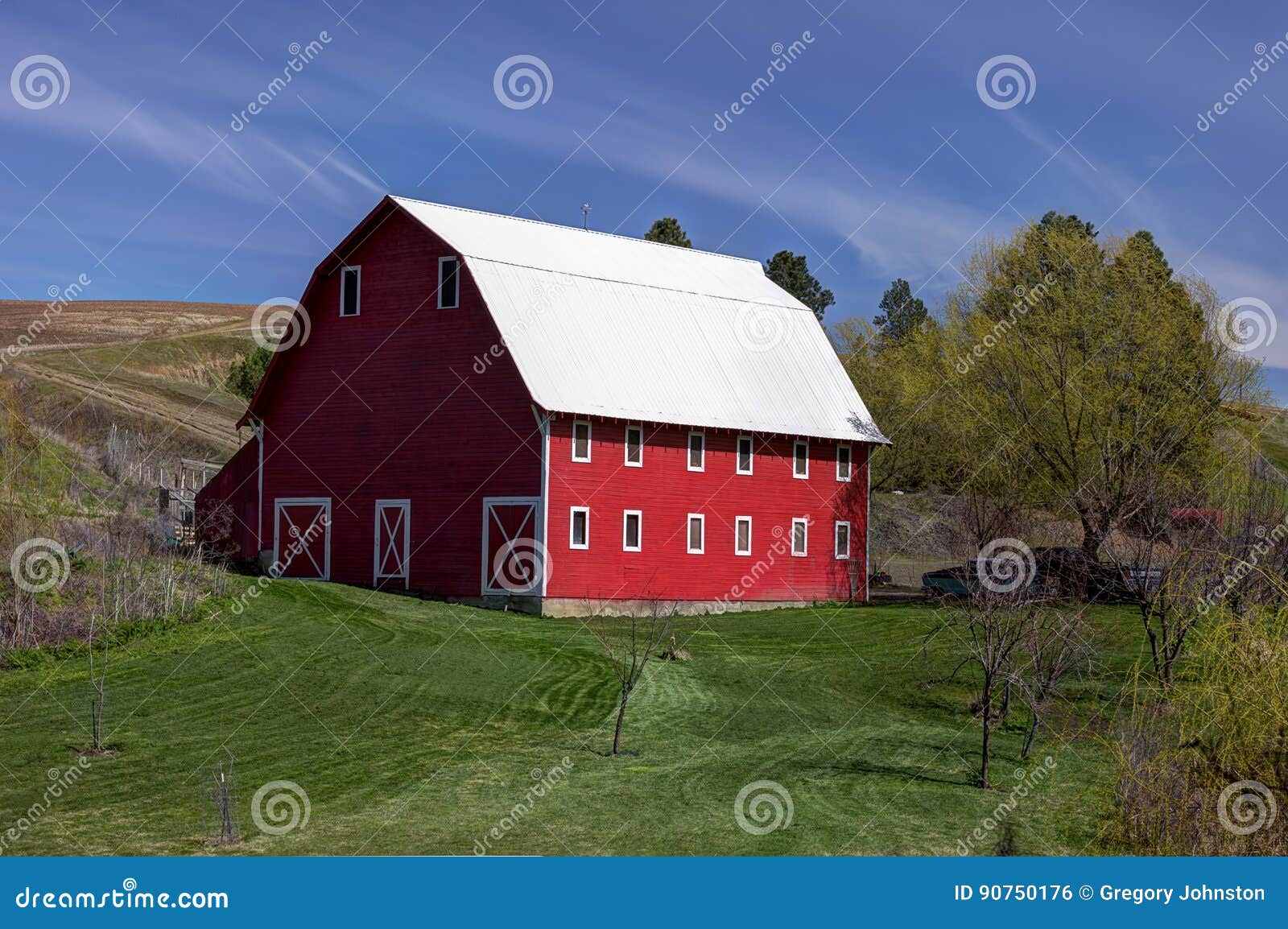Bright Red Barn on a Sunny Day. Stock Photo - Image of countryside ...