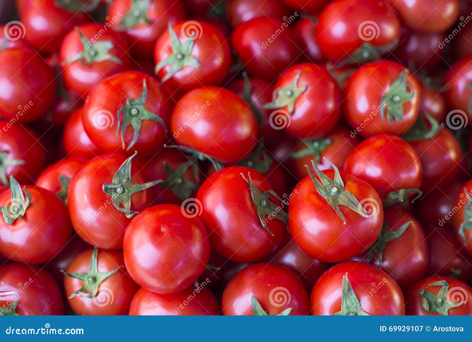 Bright Red Tomatoes on Market Stall Stock Image - Image of crop, market ...