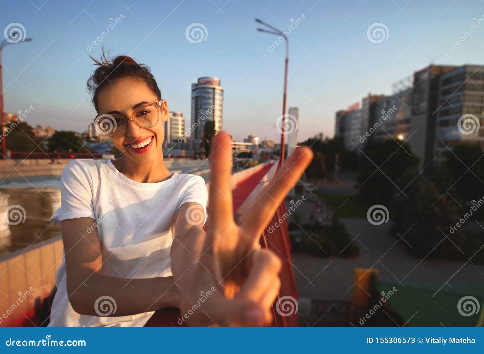 Bright Summer Lifestyle Portrait Of Young Pretty Woman In Eyewear Red