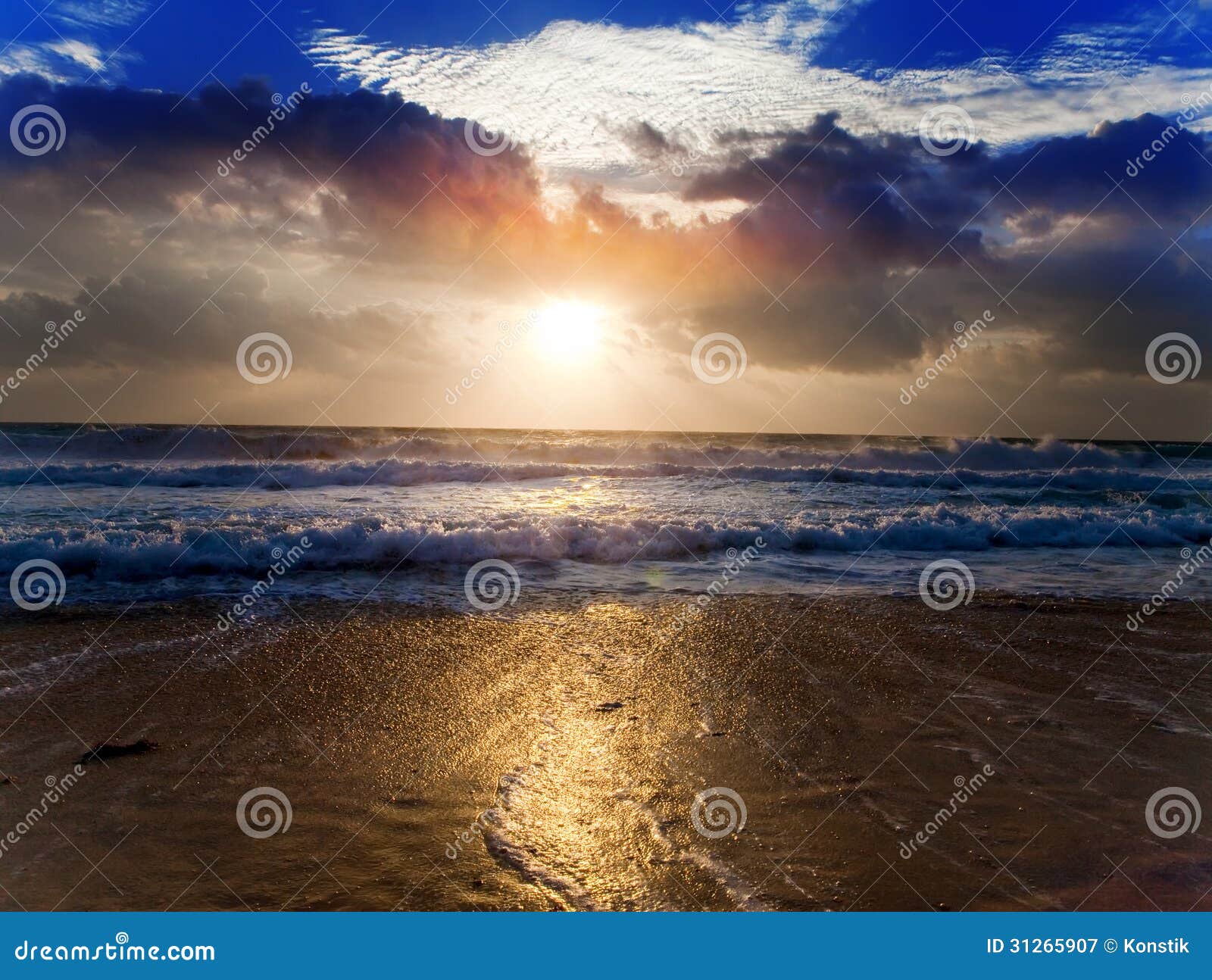 Bright sunset over the sea stock image. Image of edge - 31265907