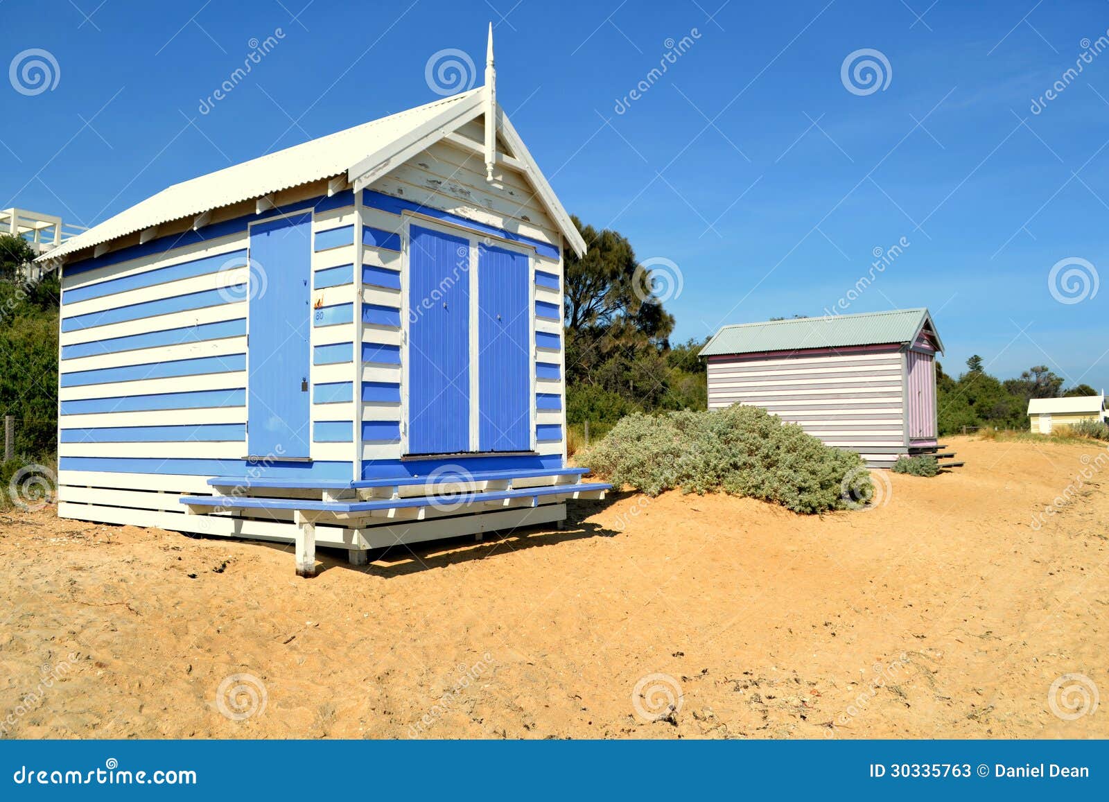 Brighton Beach Bathing Box imagen de archivo. Imagen de victoria - 30335763