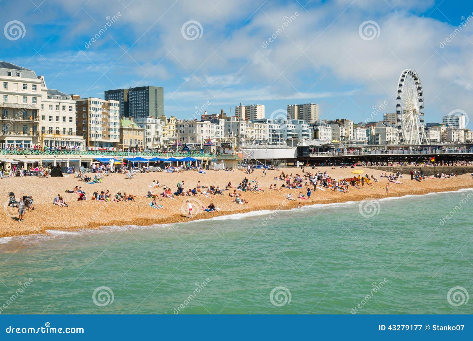 Brighton beach editorial photography. Image of architectural - 43279177