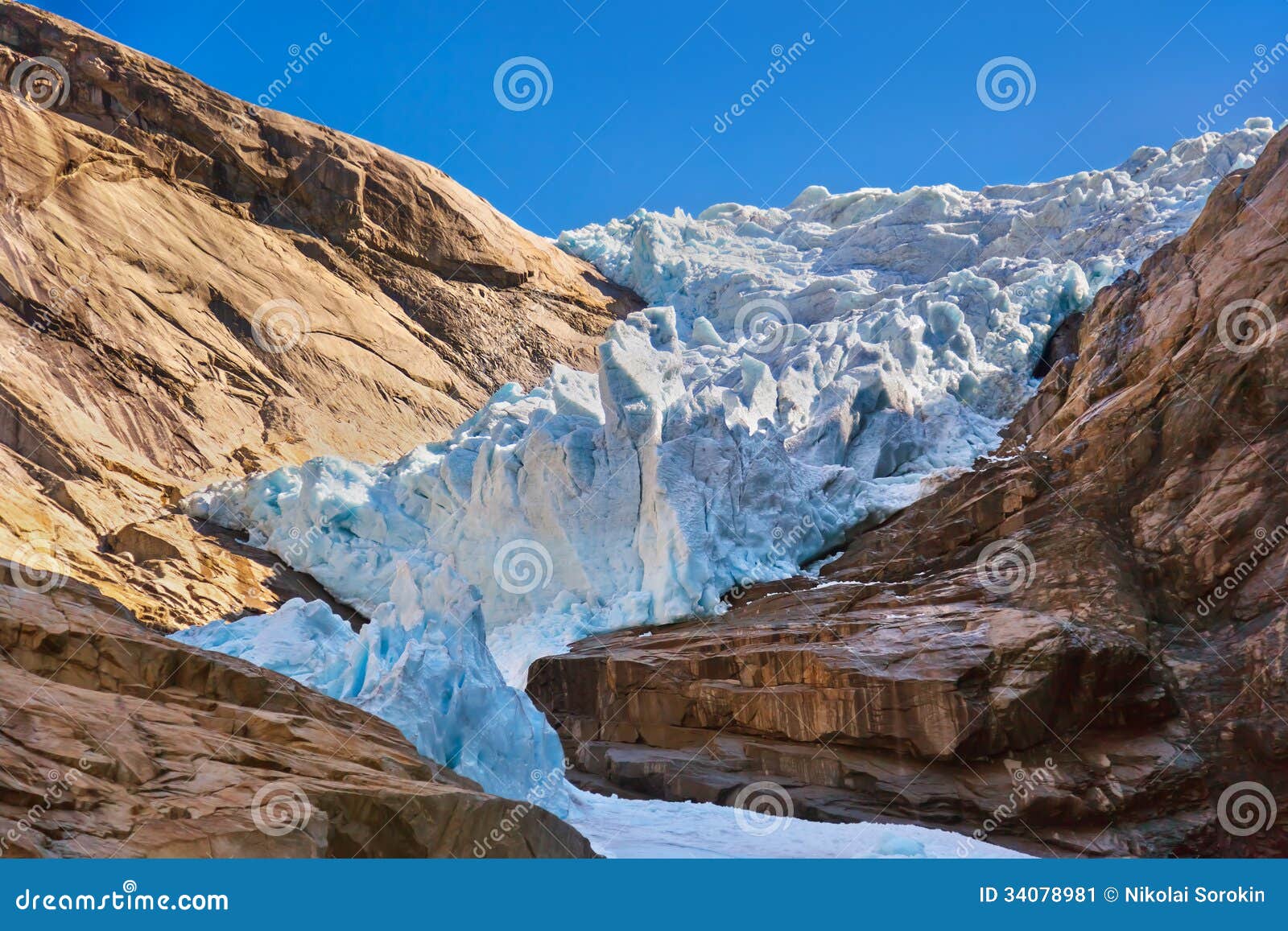 Briksdal-Gletscher - Norwegen Stockbild - Bild von schlucht, panorama ...