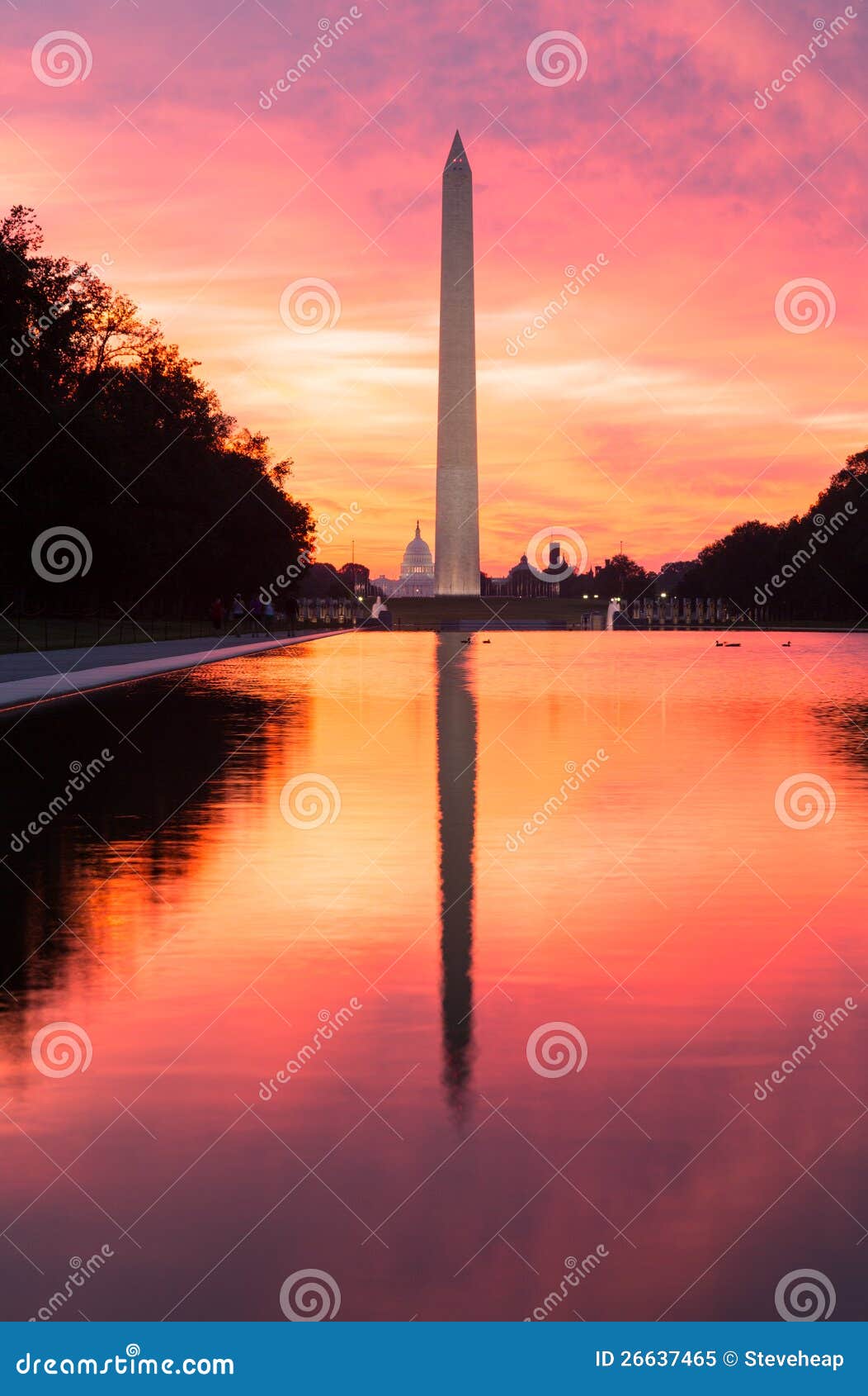 Brilliant Sunrise Over Reflecting Pool DC Editorial Image - Image of ...