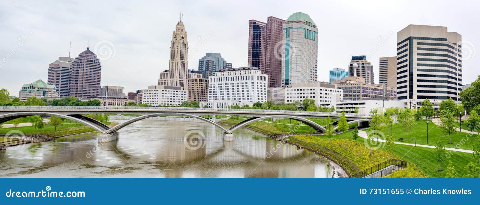 Bring Crosses River in Columbus Ohio Stock Image - Image of skyline ...
