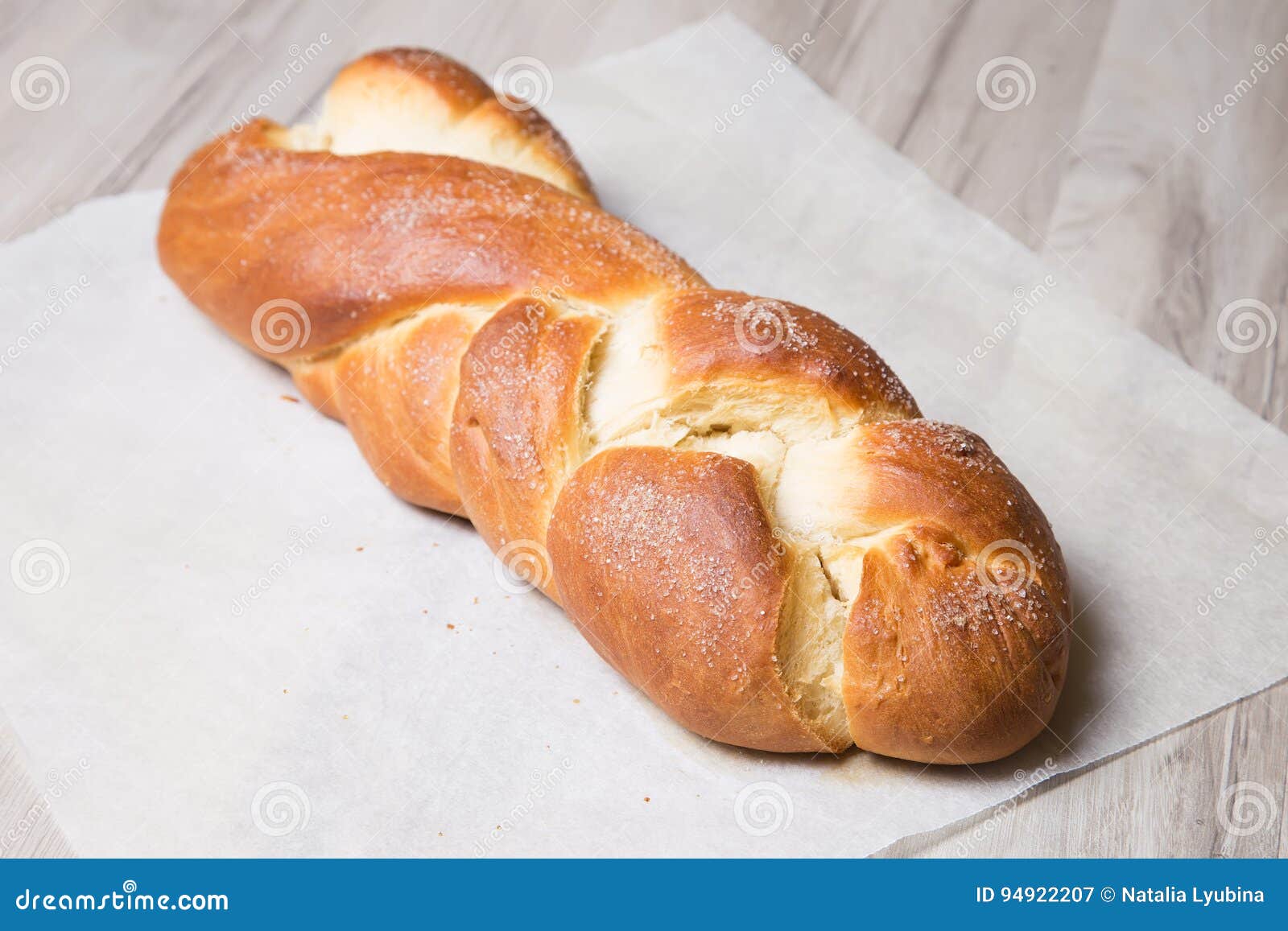 Brioche Vers Eigengemaakt Brood Traditioneel Frans Baksel Stock ...